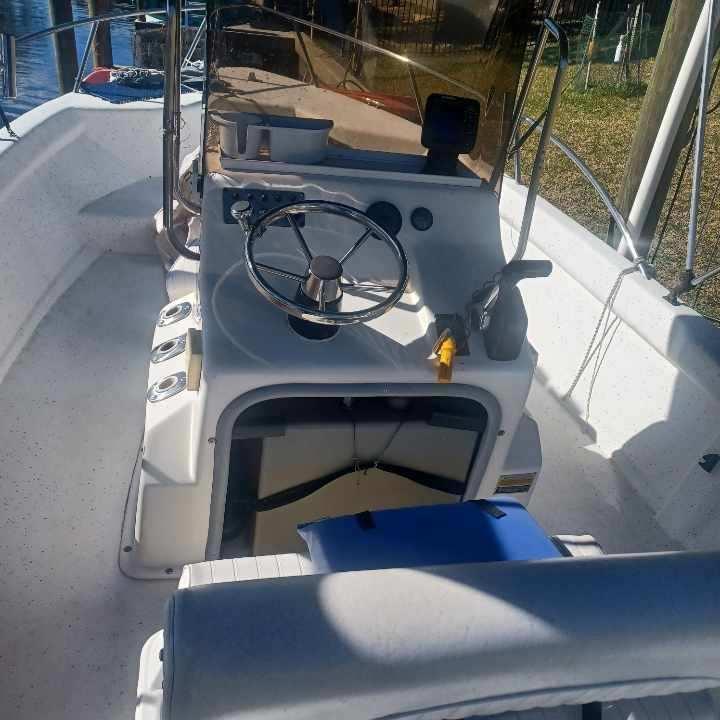 2011 Key Largo 20' Center Console Centre Console for sale - YachtWorld