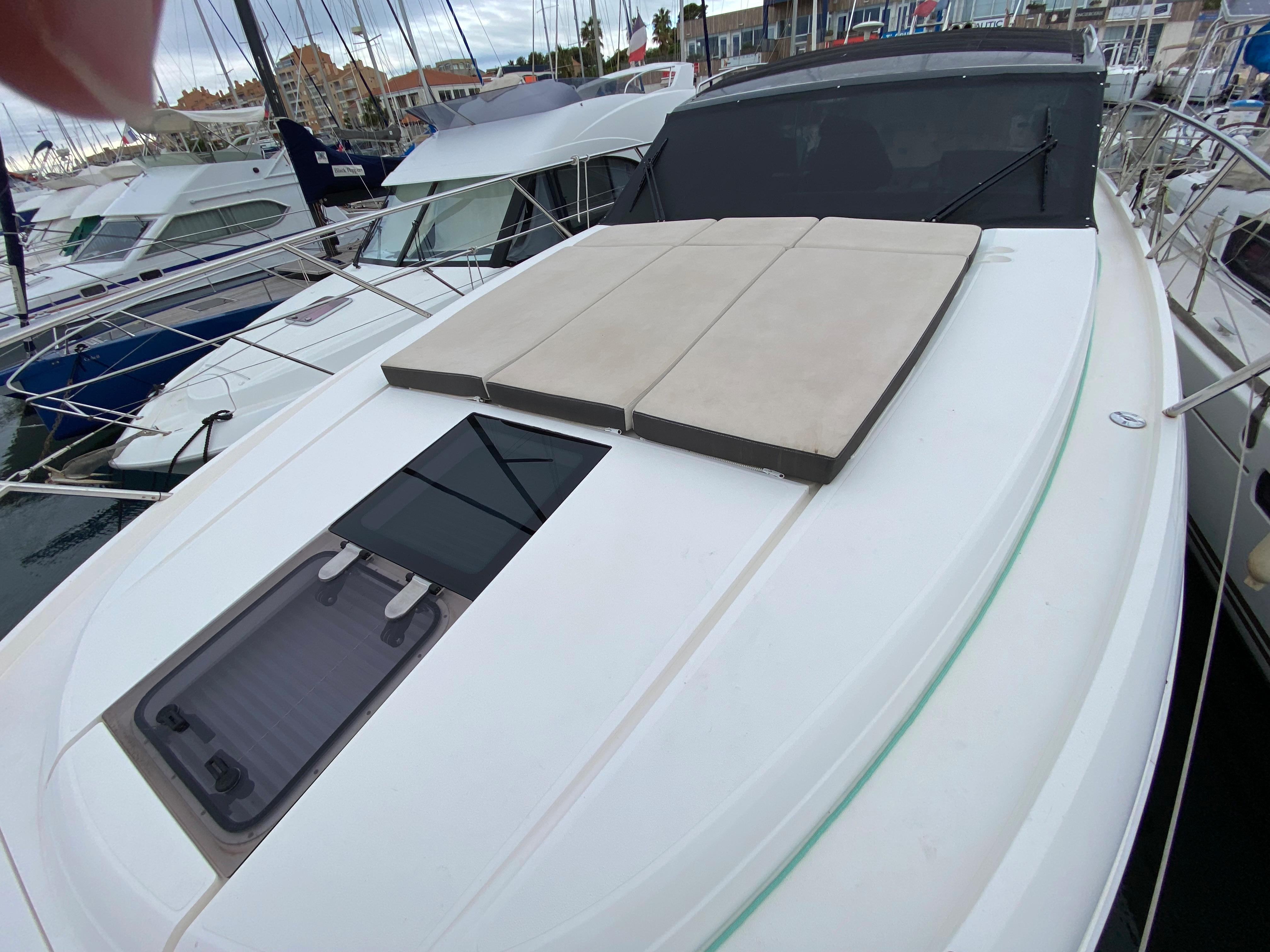 2014 Princess V39 Cruiser for sale - YachtWorld