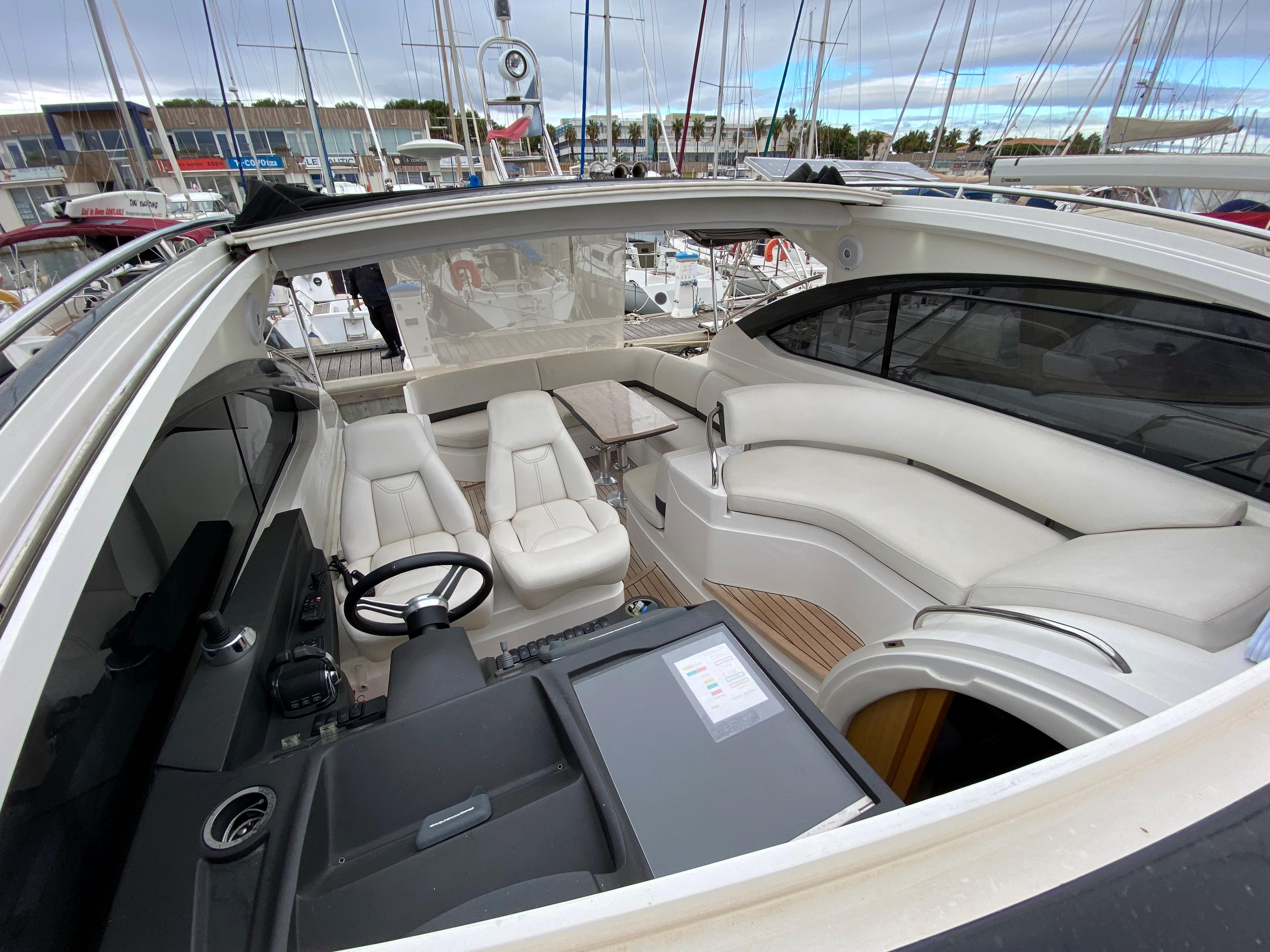 2014 Princess V39 Cruiser for sale - YachtWorld