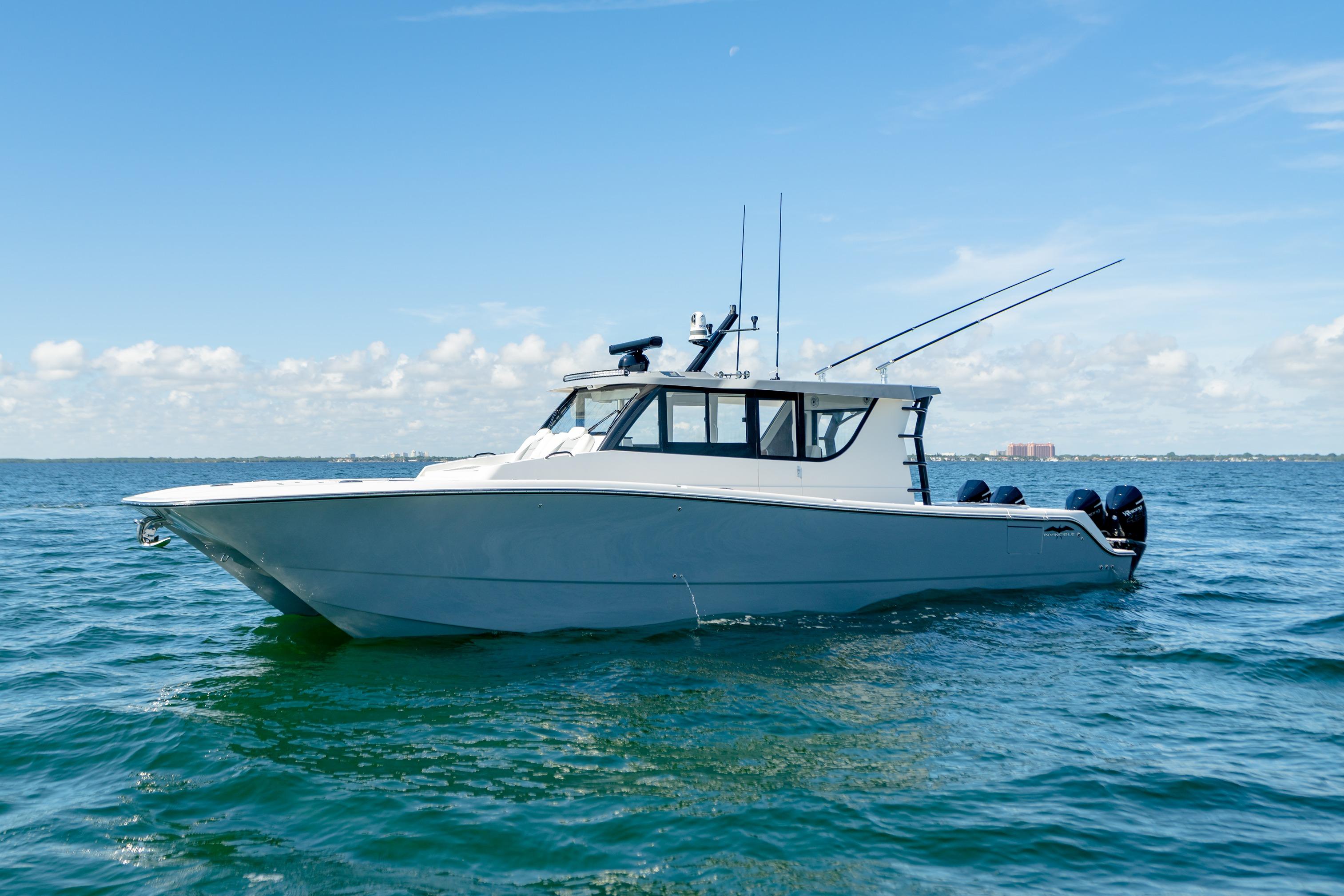 2025 Invincible 46 Pilothouse Center Console for sale - YachtWorld