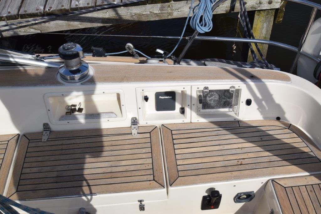 1992 Hallberg-Rassy 34 Andere zeilboten te koop- YachtWorld