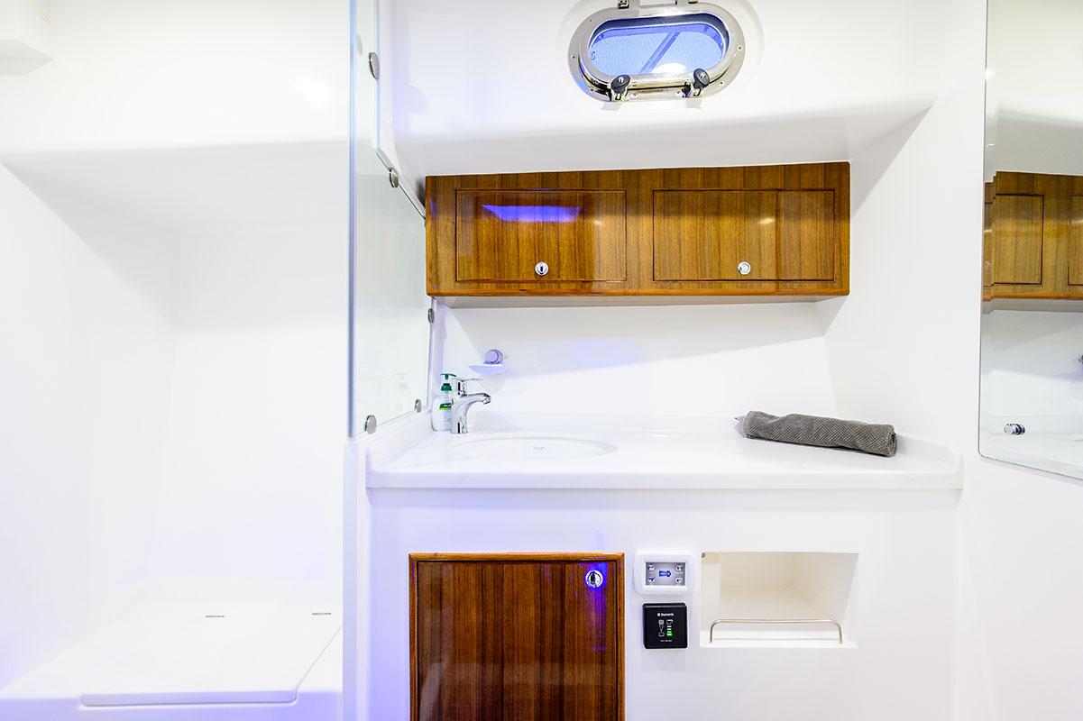 2022 Island Gypsy 400 Motor Yachts for sale - YachtWorld