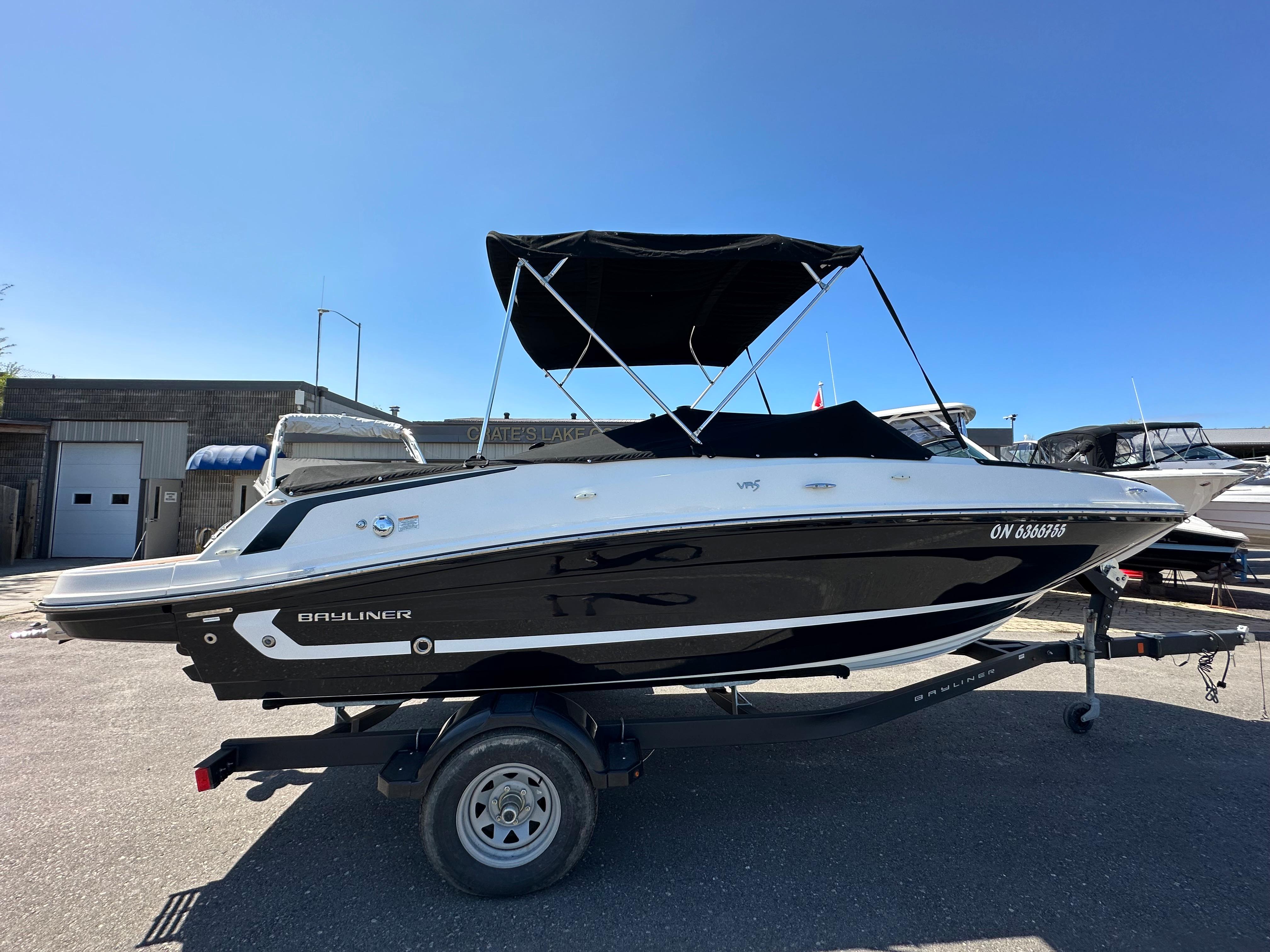 2019 Bayliner VR5 Bowrider for sale - YachtWorld