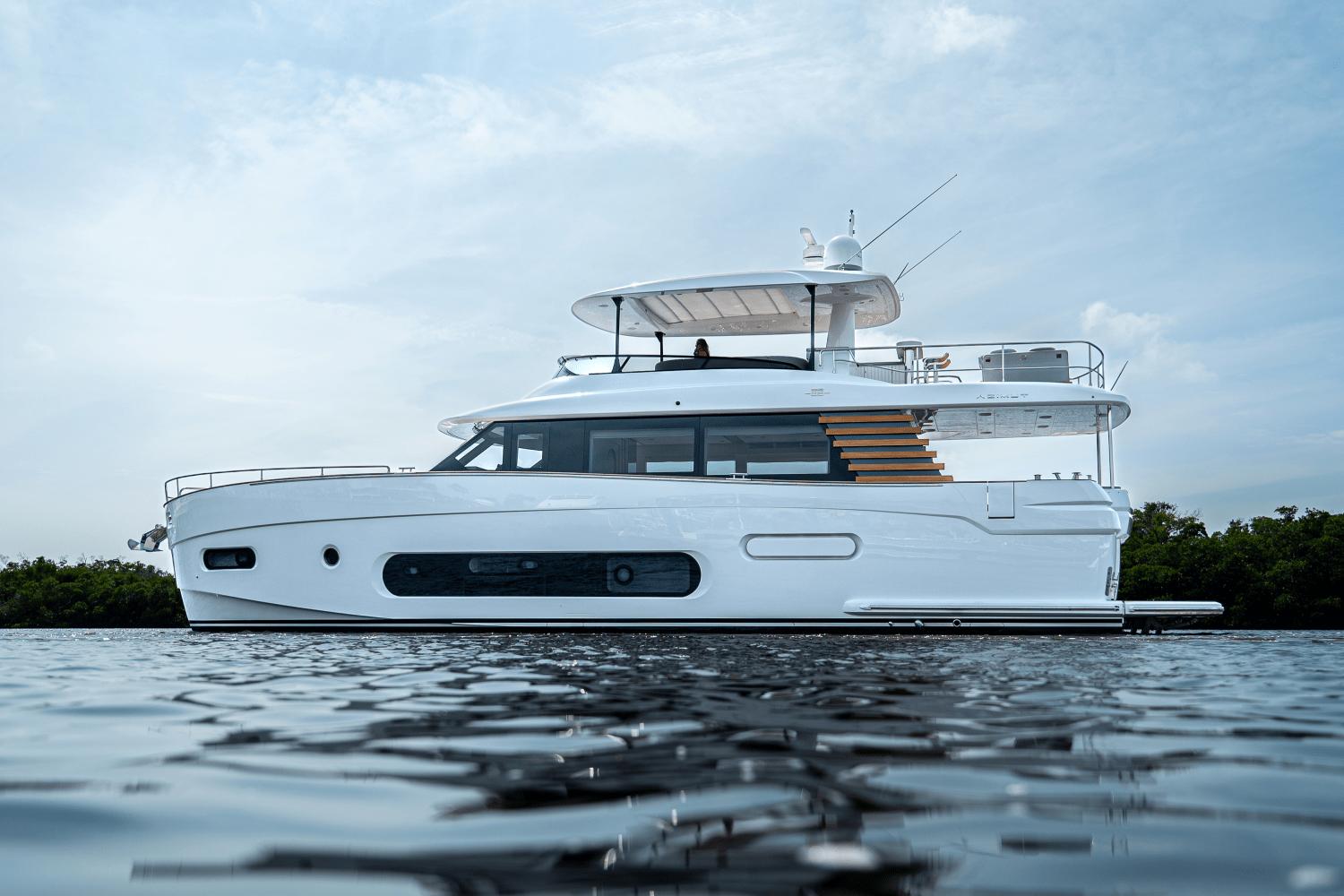 2024 Azimut Magellano 66 Motor Yachts for sale - YachtWorld