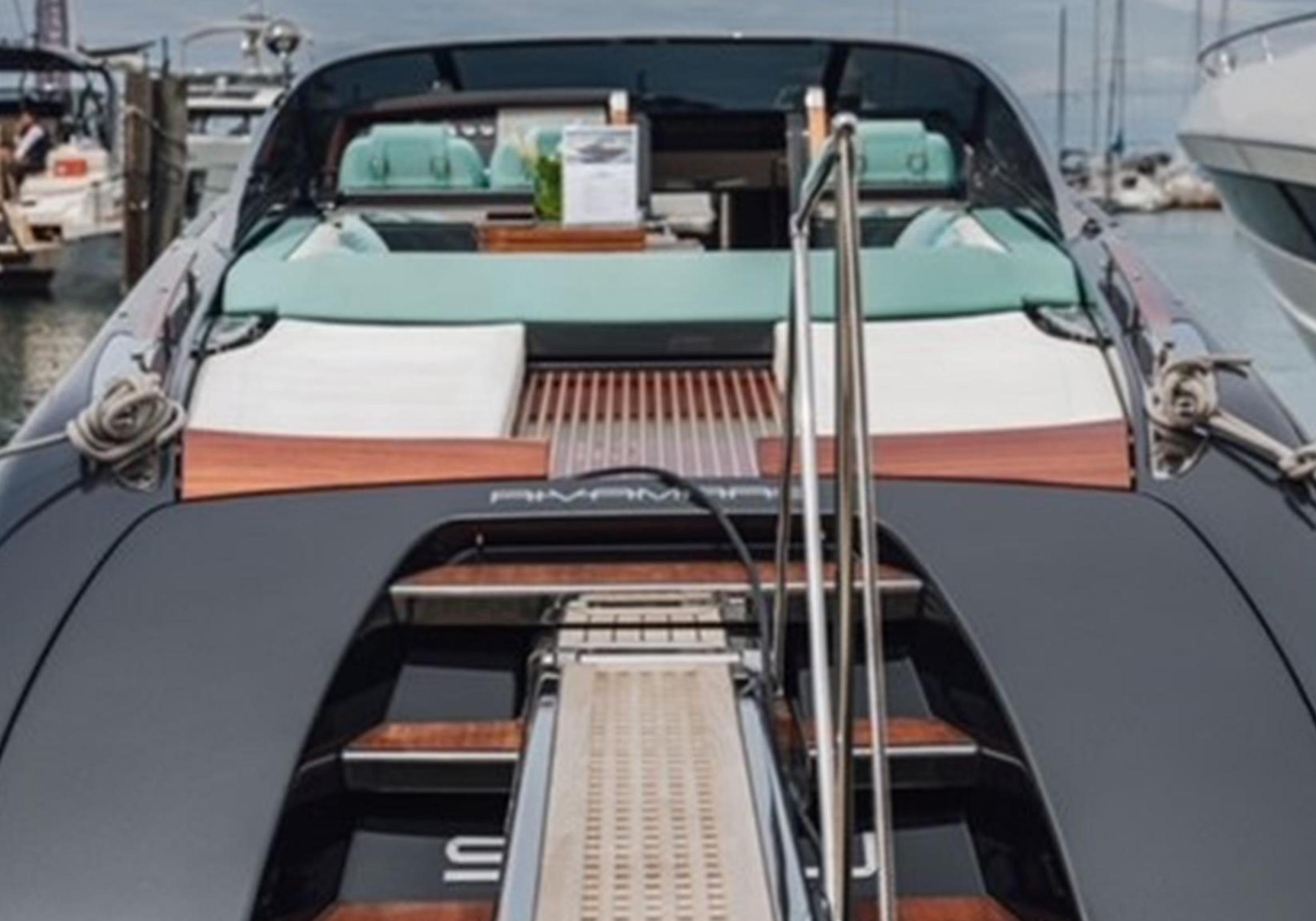 2018 Riva 38 Rivamare Motor Yachts for sale - YachtWorld