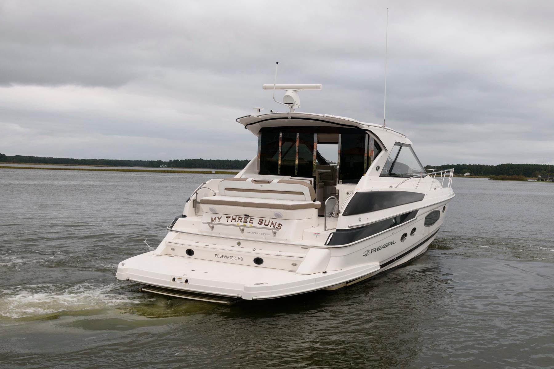 2017 Regal 46 Sport Coupe Cruiser for sale - YachtWorld