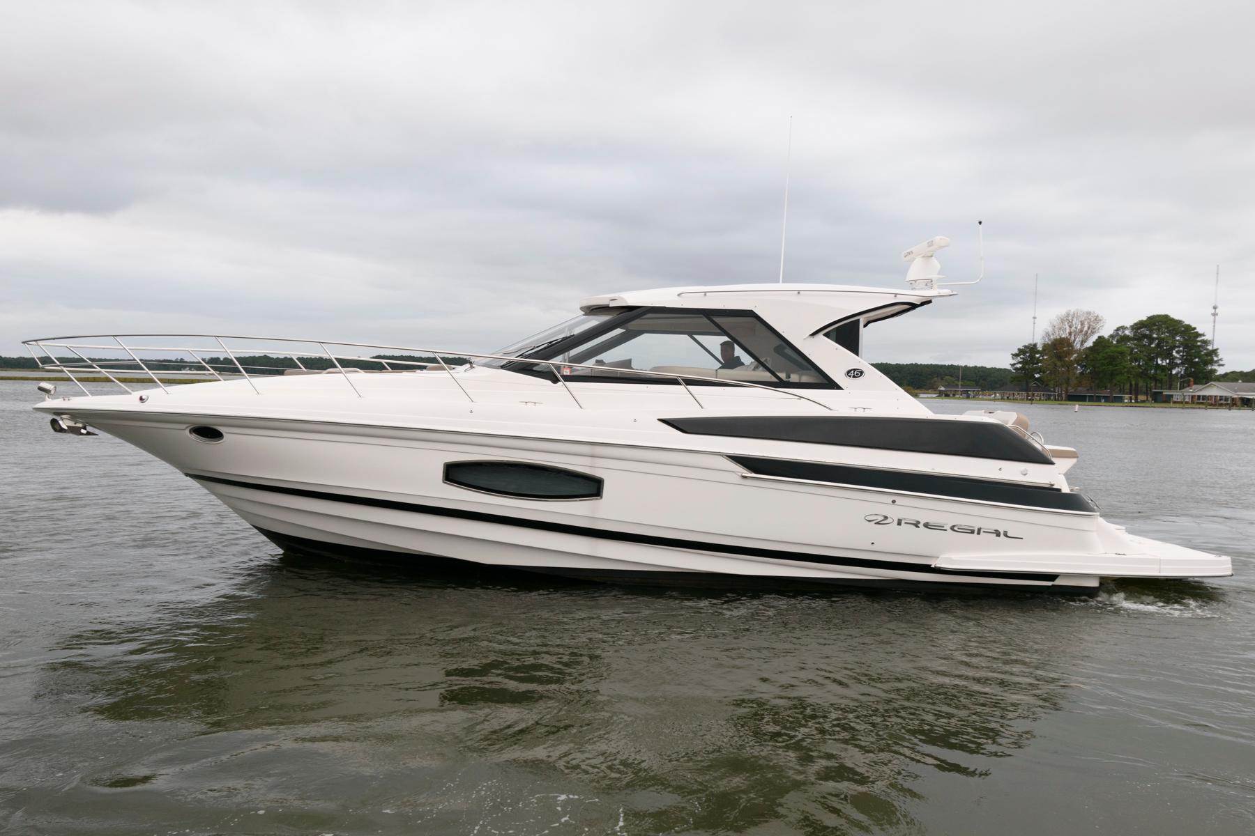 2017 Regal 46 Sport Coupe Cruiser for sale - YachtWorld