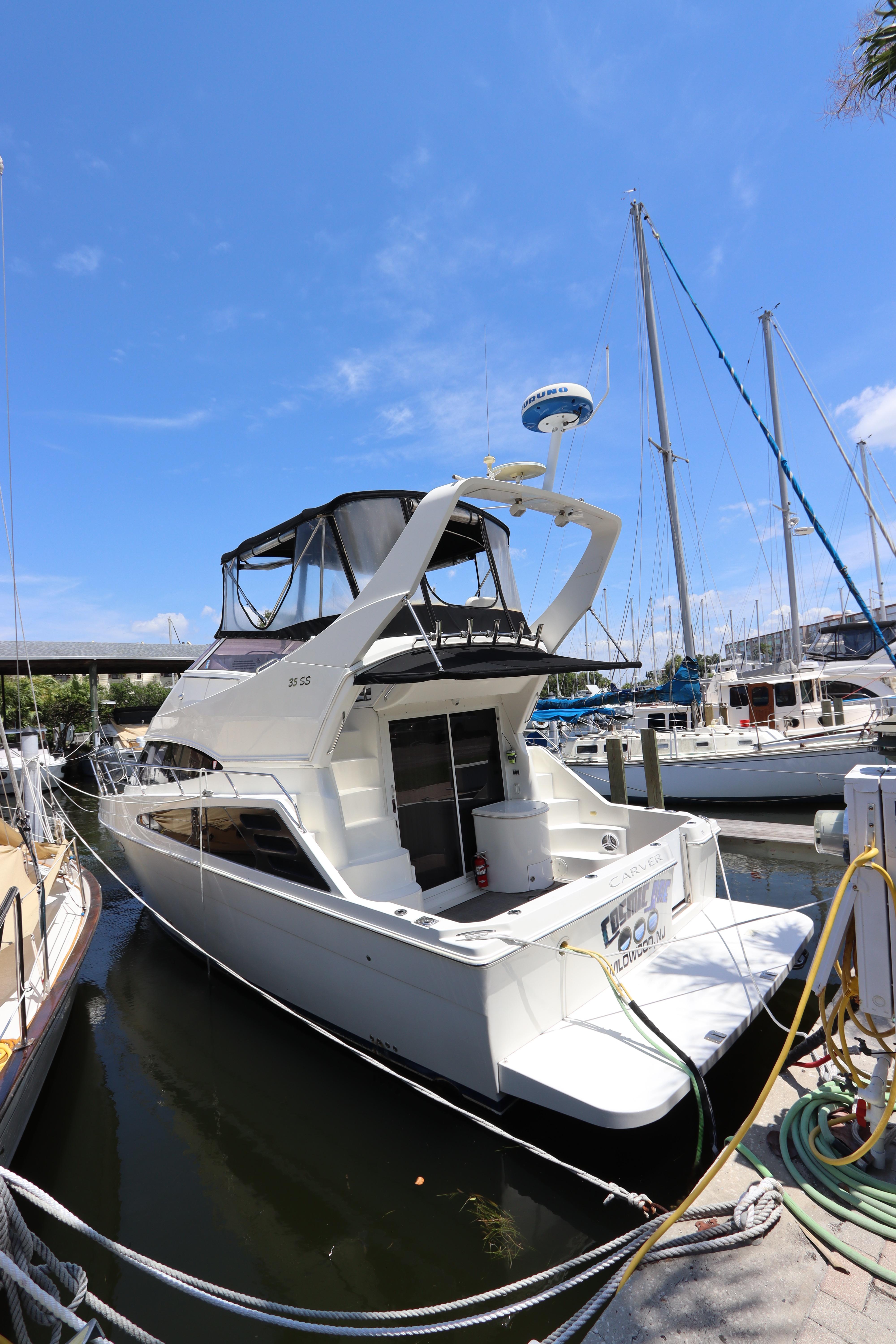 2007 Carver 35 Super Sport Motor Yachts for sale - YachtWorld
