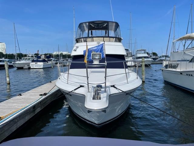 1999 Carver 356 Aft Cabin Motor Yacht Aft Cabin for sale - YachtWorld