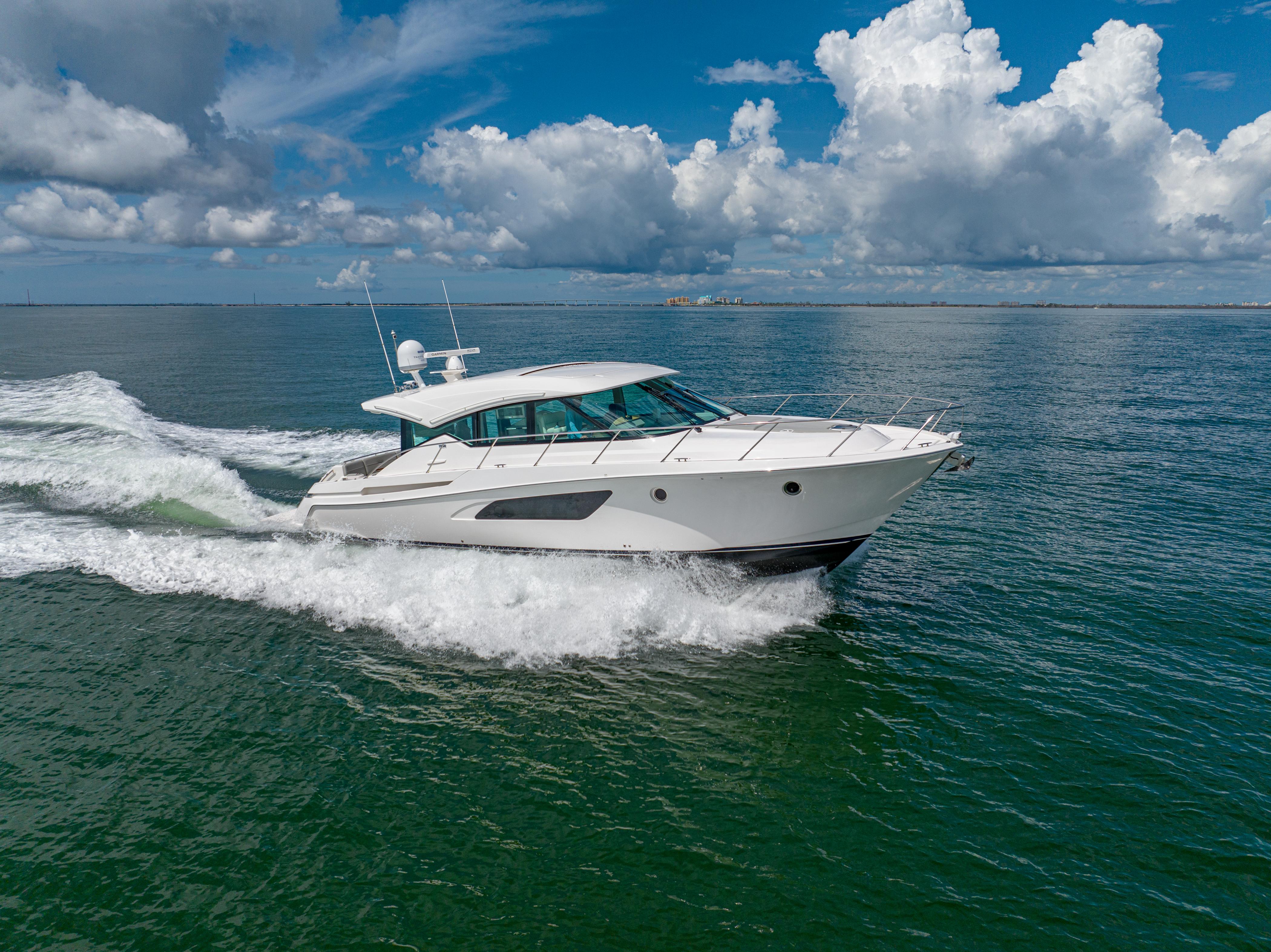 2019 Tiara Yachts 53 Express Cruiser for sale - YachtWorld