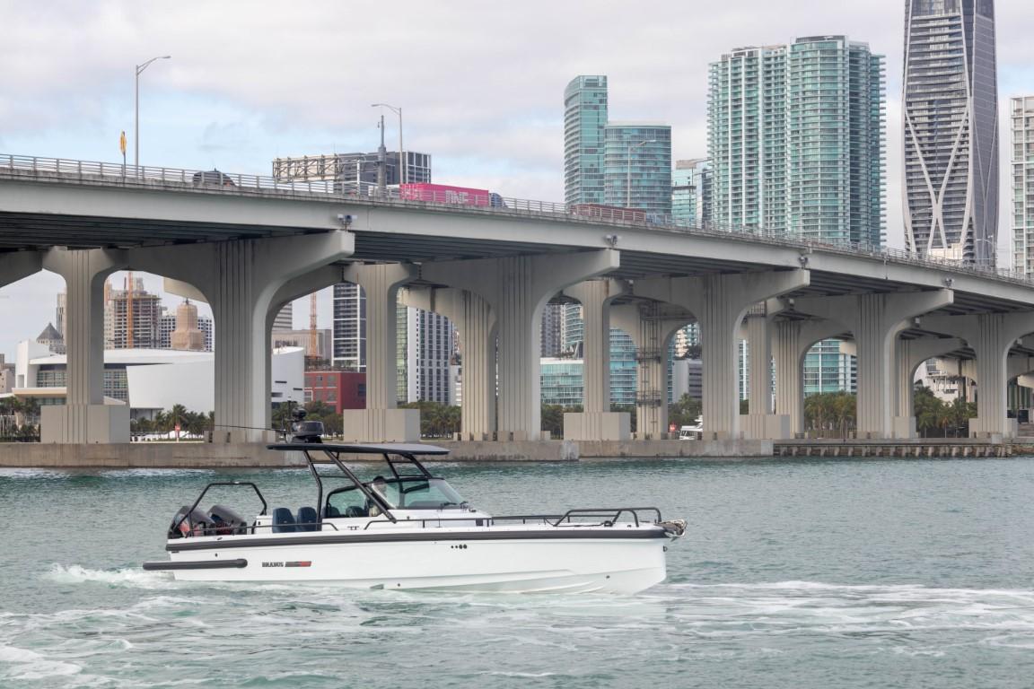 New BRABUS Shadow 500 TT in Florida - iNautia