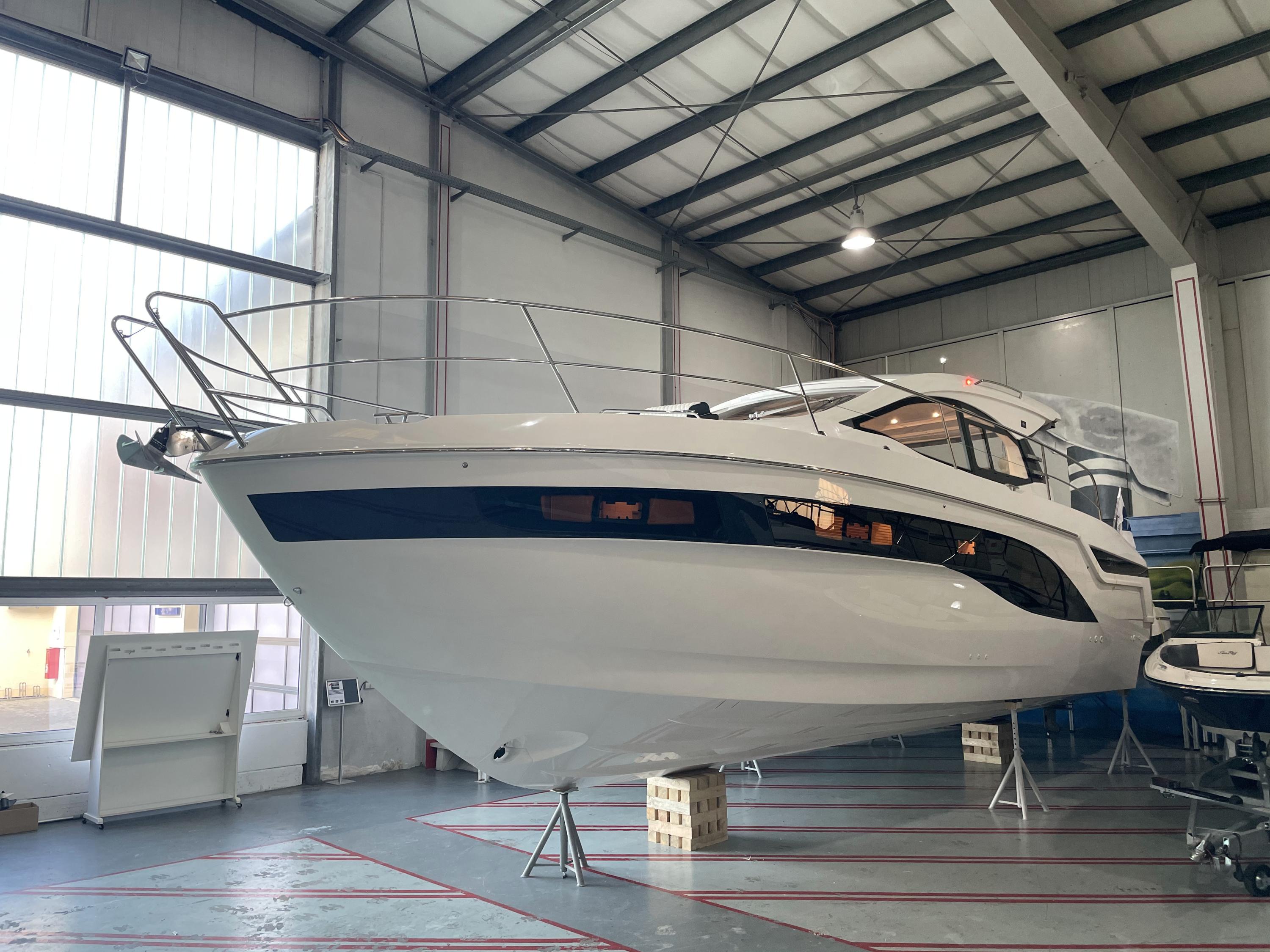 Bavaria SR41 HT NEU SOFORT | 13m | 2024 - Bavaria | Boats and Outboards