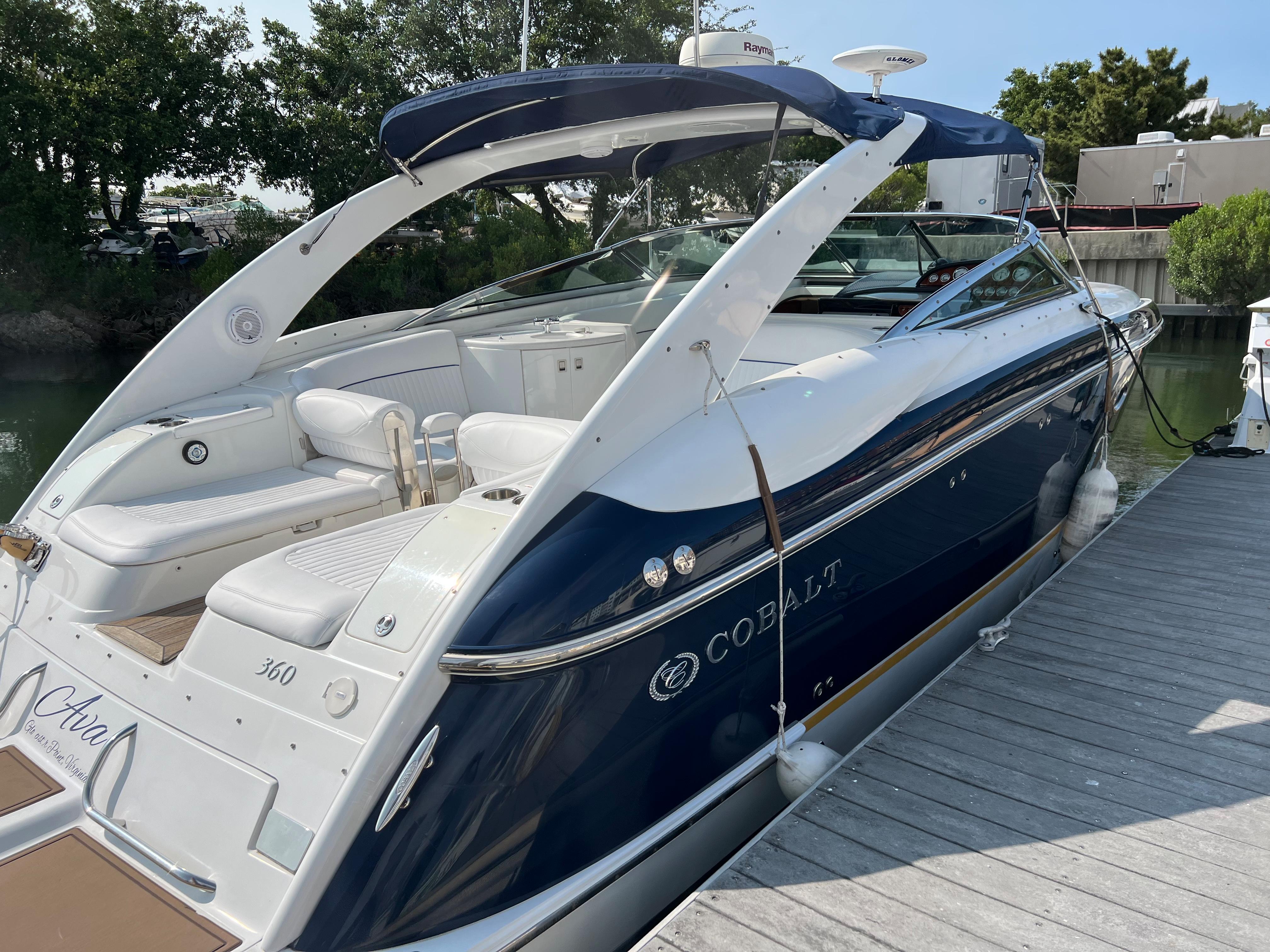2004 Cobalt 360 High Performance for sale - YachtWorld
