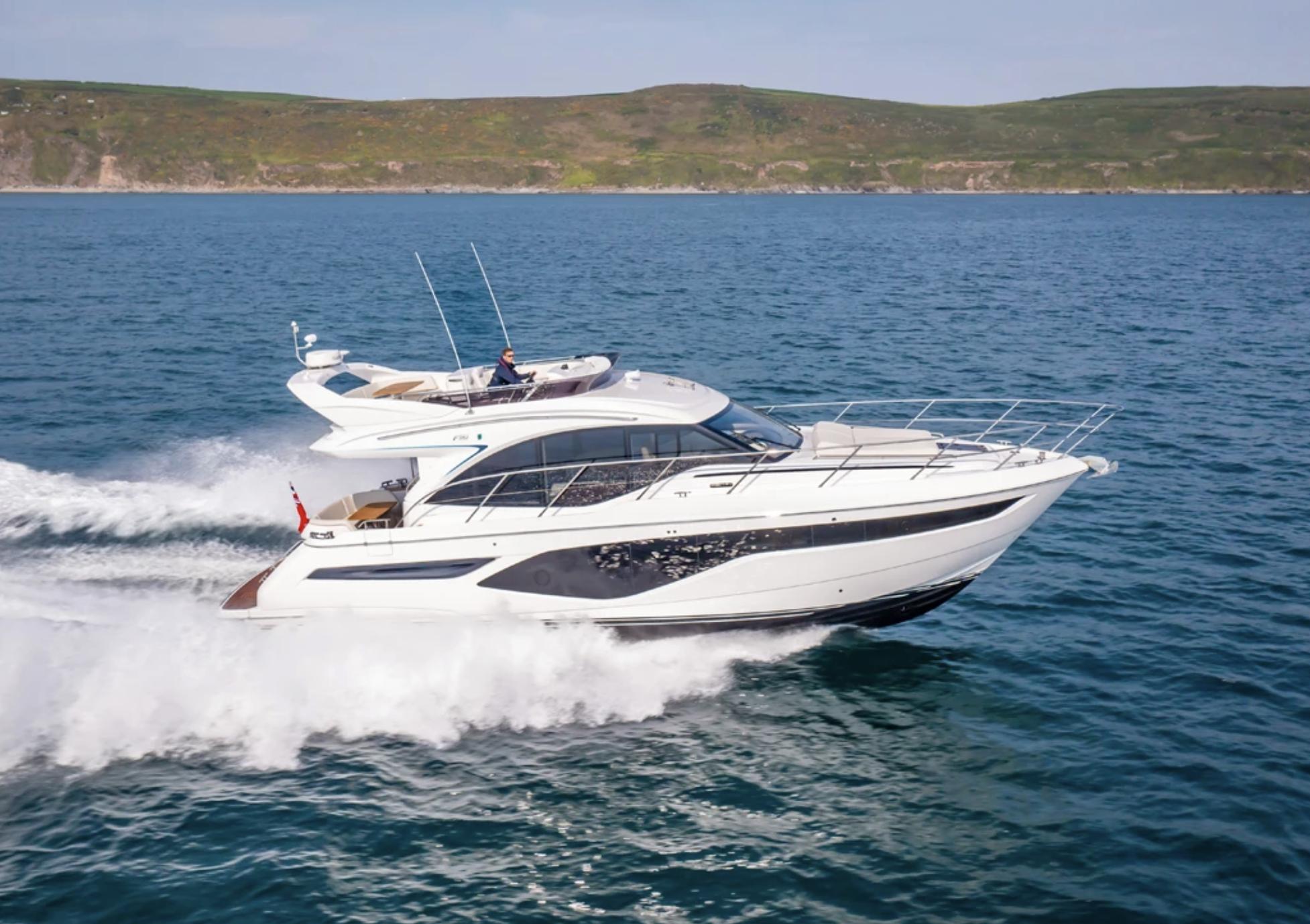2025 Princess F50 Flybridge Boot Kaufen - YachtWorld
