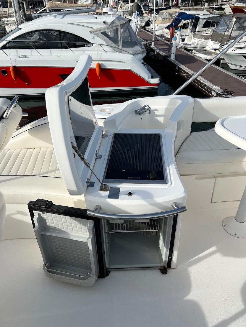 2004 Fairline Phantom 40 Motor Yachts for sale - YachtWorld