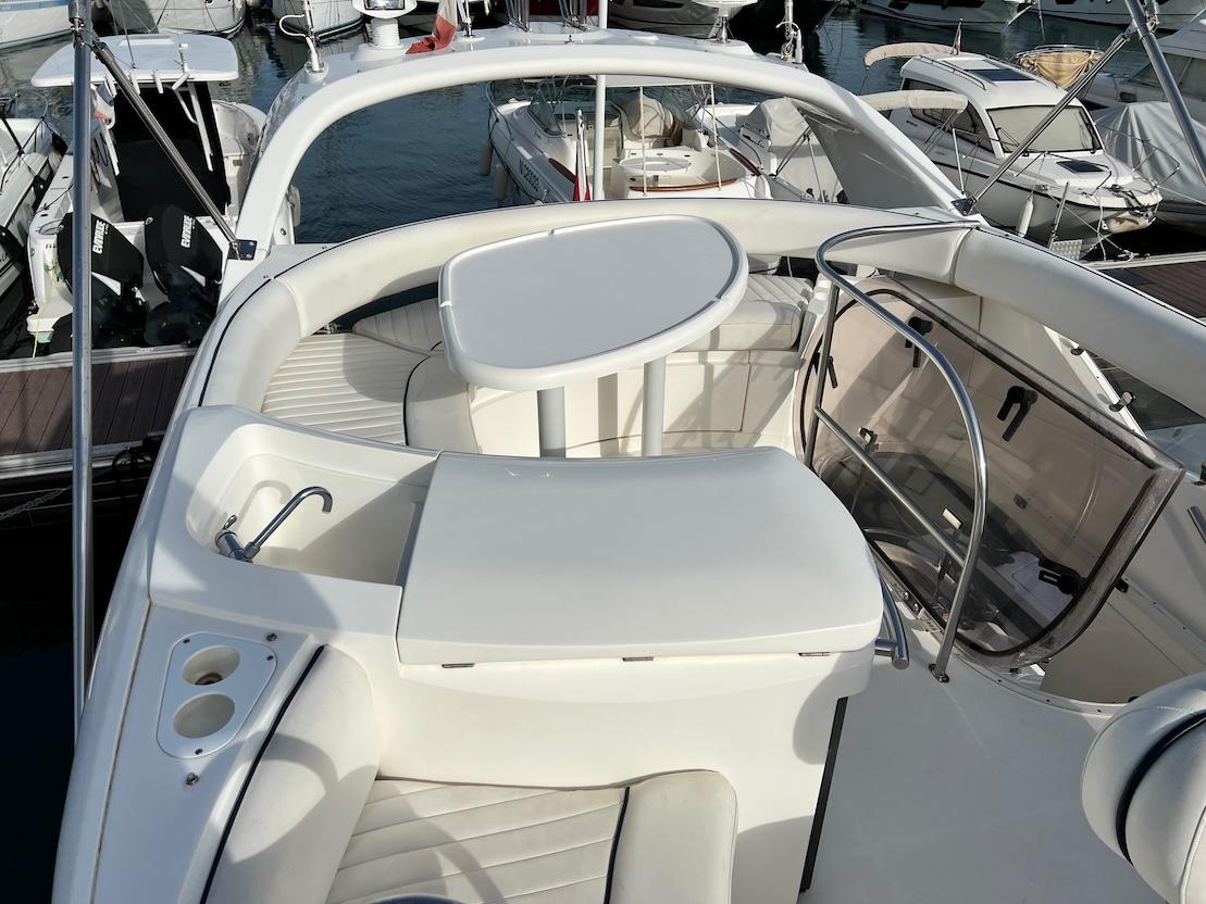 2004 Fairline Phantom 40 Motor Yachts for sale - YachtWorld