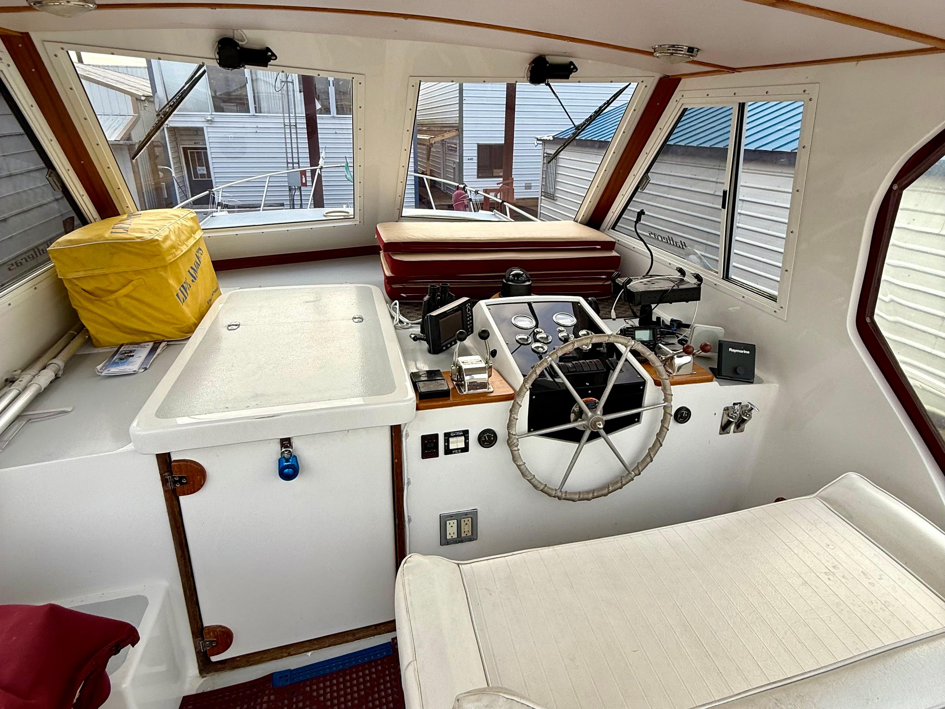 1968 Hatteras 38 Double Cabin Aft Cabin for sale - YachtWorld