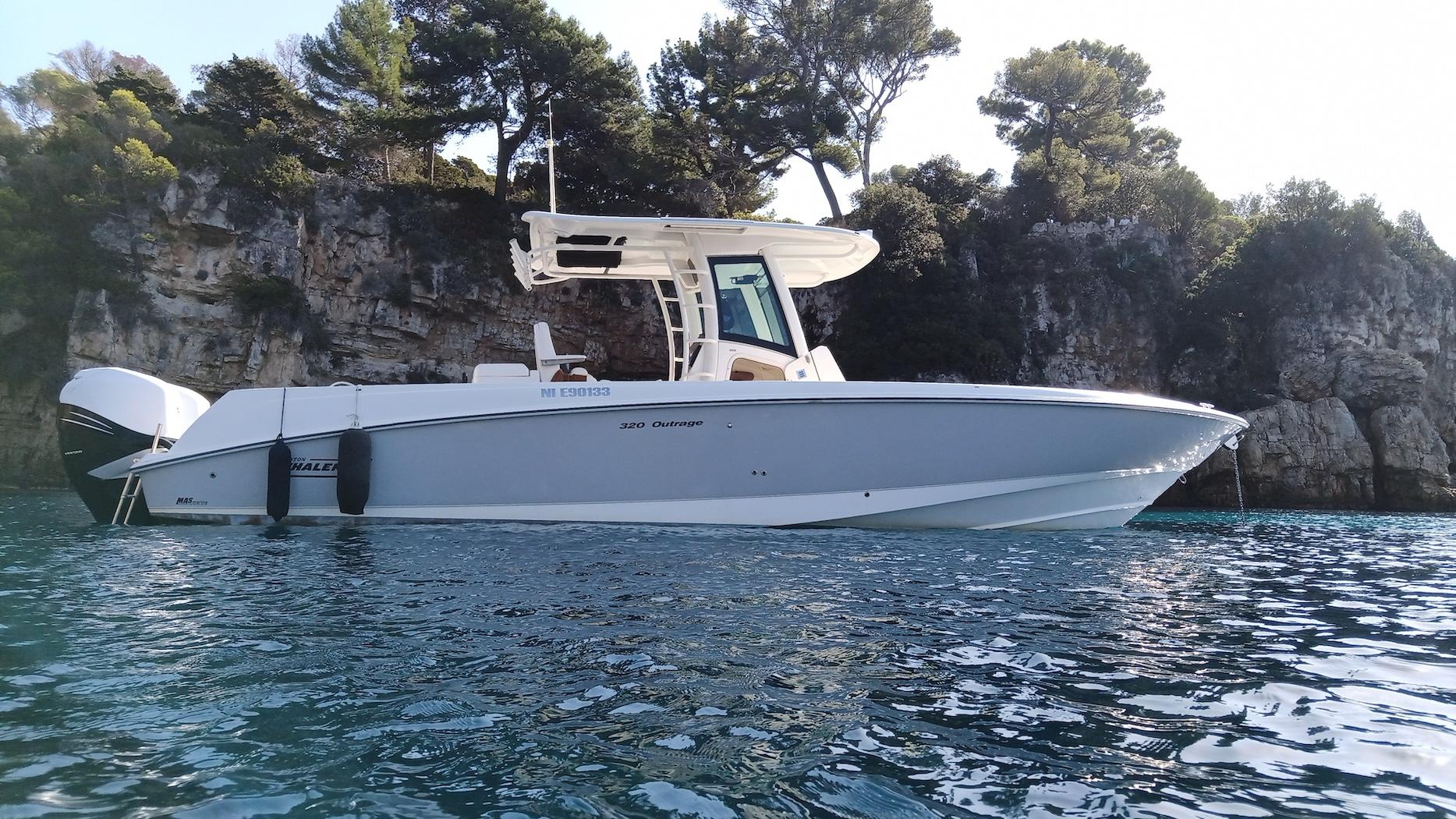 Boston Whaler 320 Outrage | 2012 | 10m - 06 - Alpes-Maritimes | Boatshop24