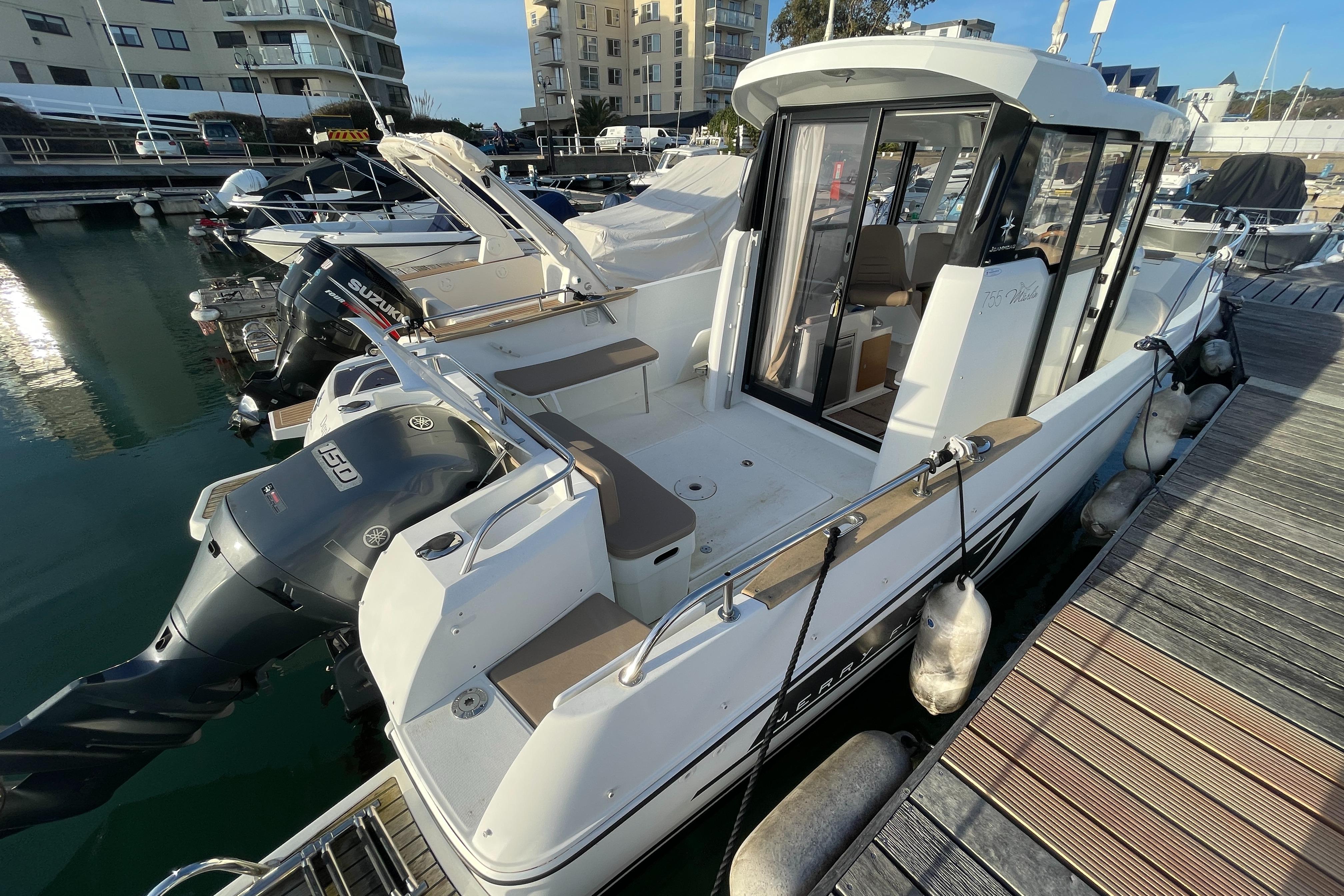 Jeanneau Merry Fisher 755 Marlin | 2015 | 8m - Dorset | Boatshop24