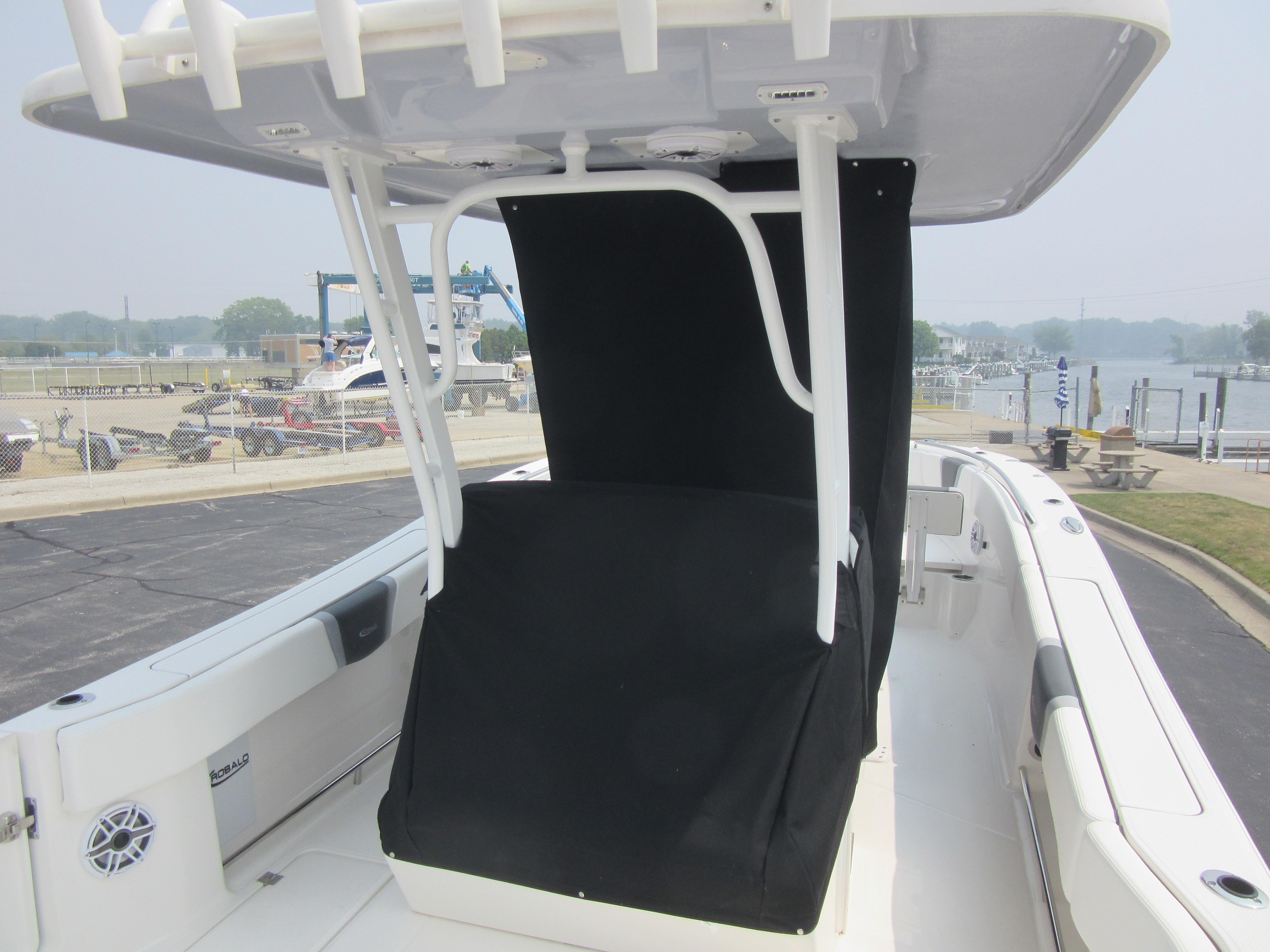 2023 Robalo R270 Center Console for sale - YachtWorld