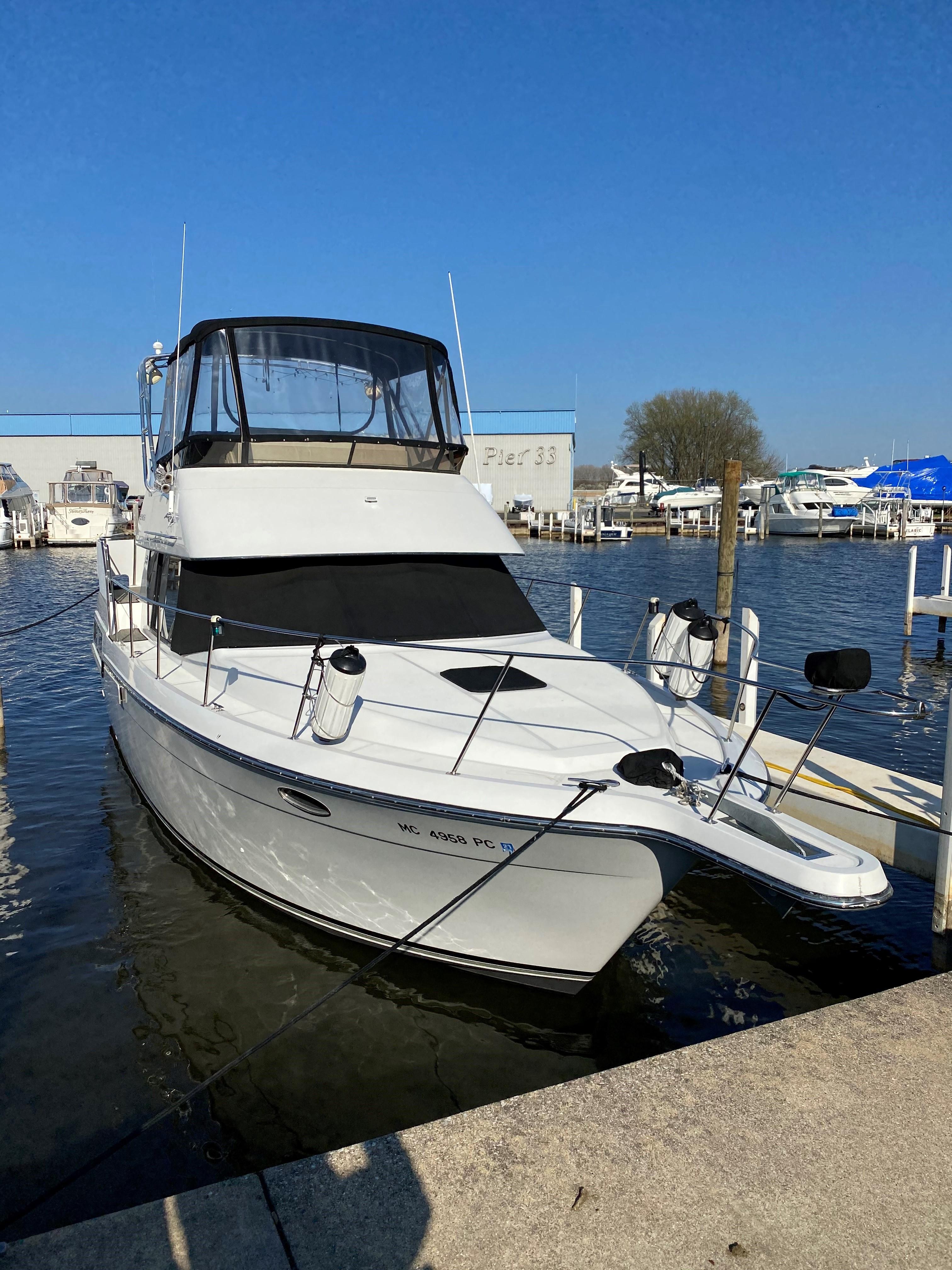 1991 Carver 33 Aft Cabin Barcos con cabina de popa en venta - YachtWorld