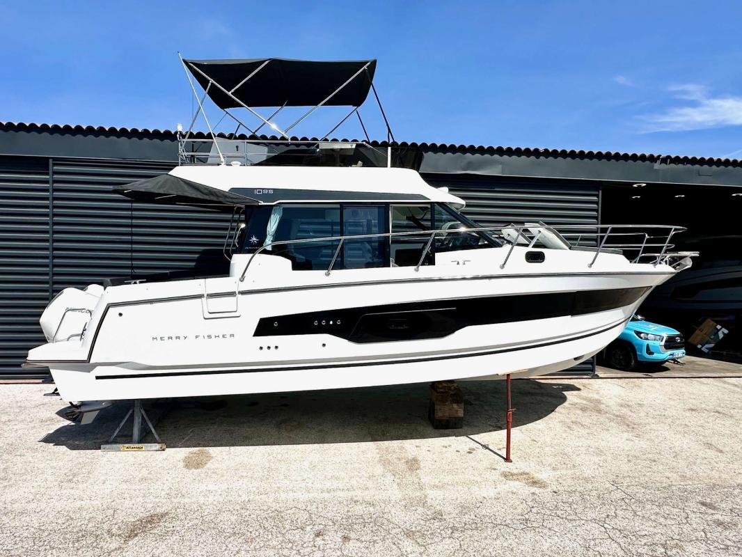 Jeanneau Merry Fisher 1095 FLY | 11m | 2025 - 83 - Var | Boats and ...