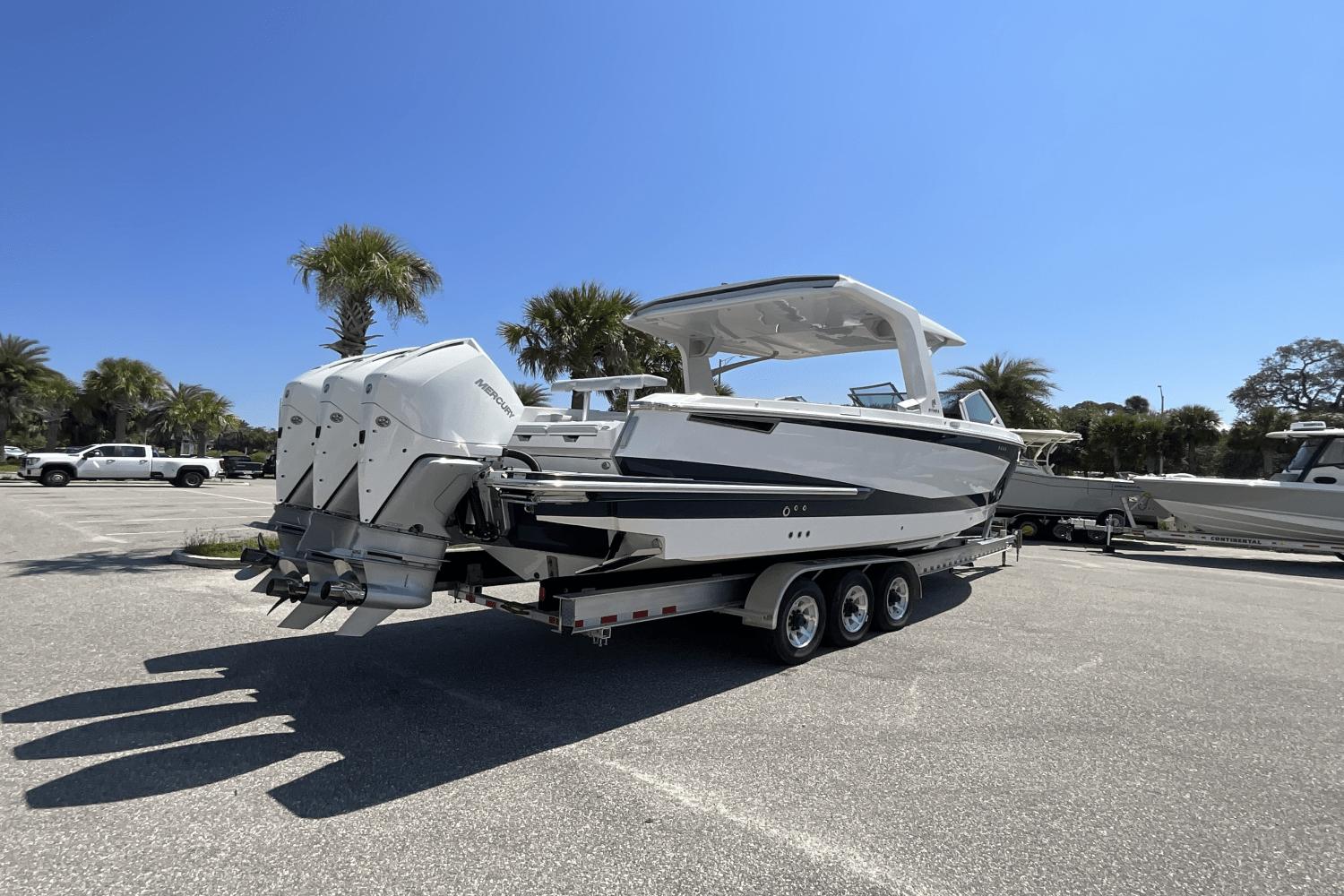 2025 Aviara AV36 Outboard Sports Cruiser for sale - YachtWorld