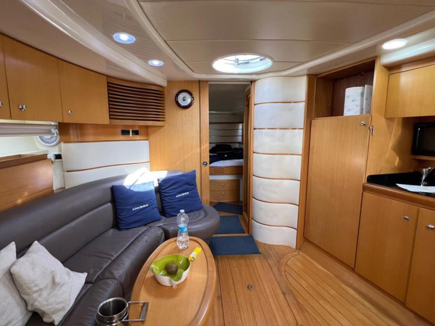 2004 Baia 48 Flash Express Cruiser for sale - YachtWorld