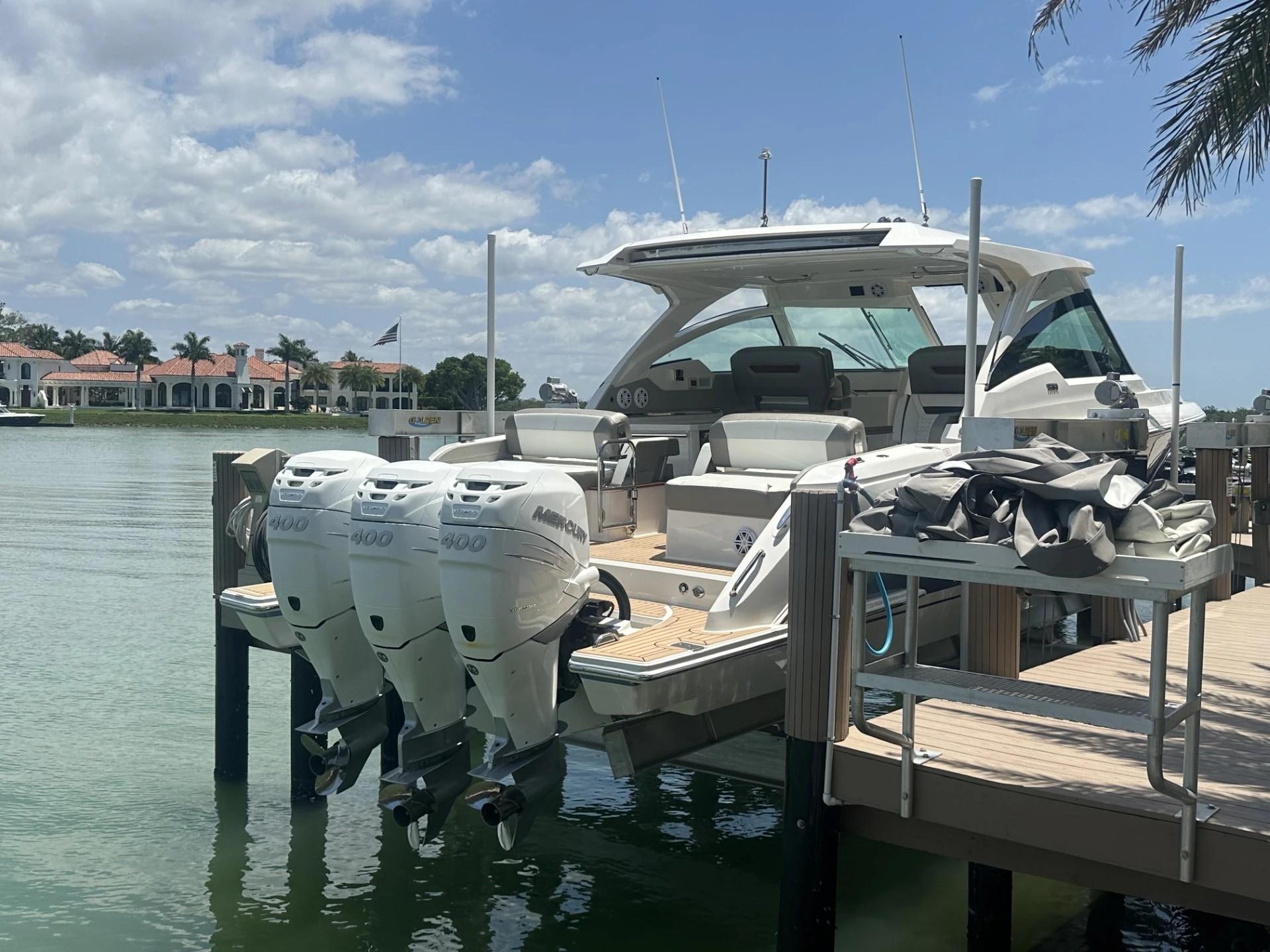 2022 Tiara Yachts 38 LX Motor Yacht for sale - YachtWorld