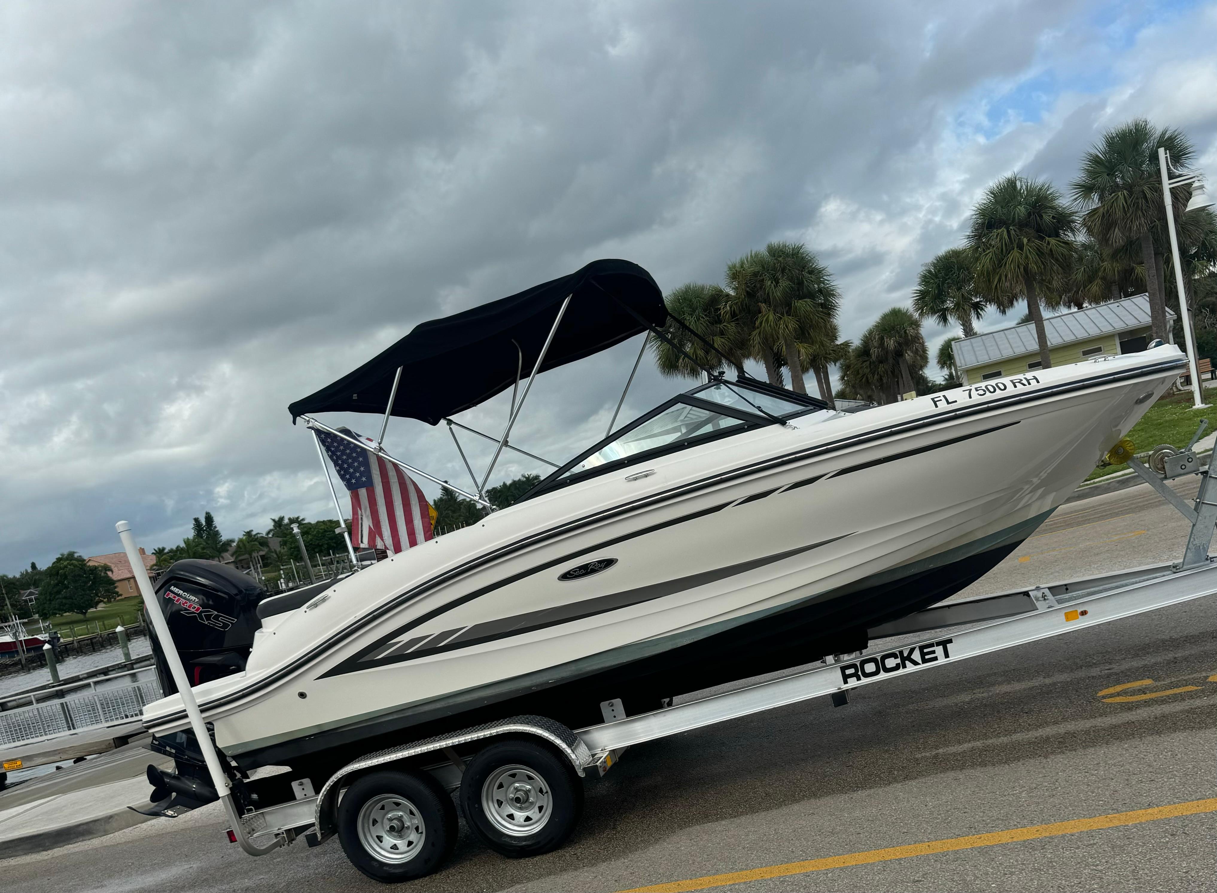 2017 Sea Ray 19 SPX Center Console for sale - YachtWorld