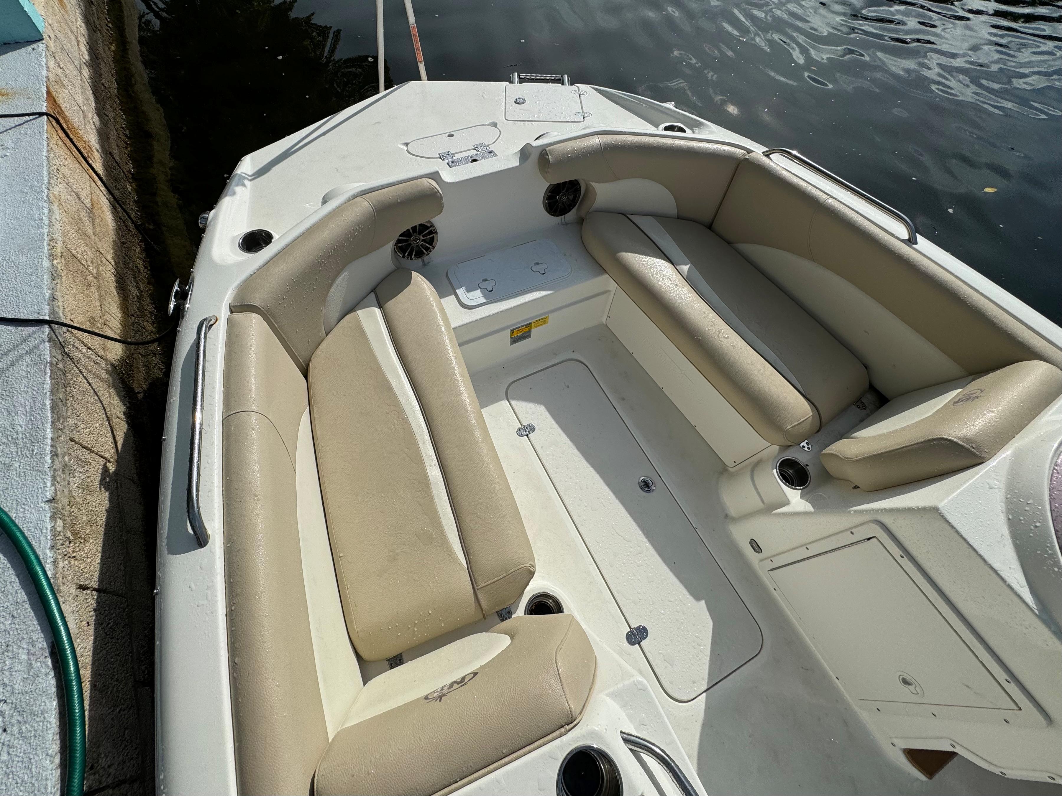 2018 NauticStar 203SC Sport Deck Deck for sale - YachtWorld