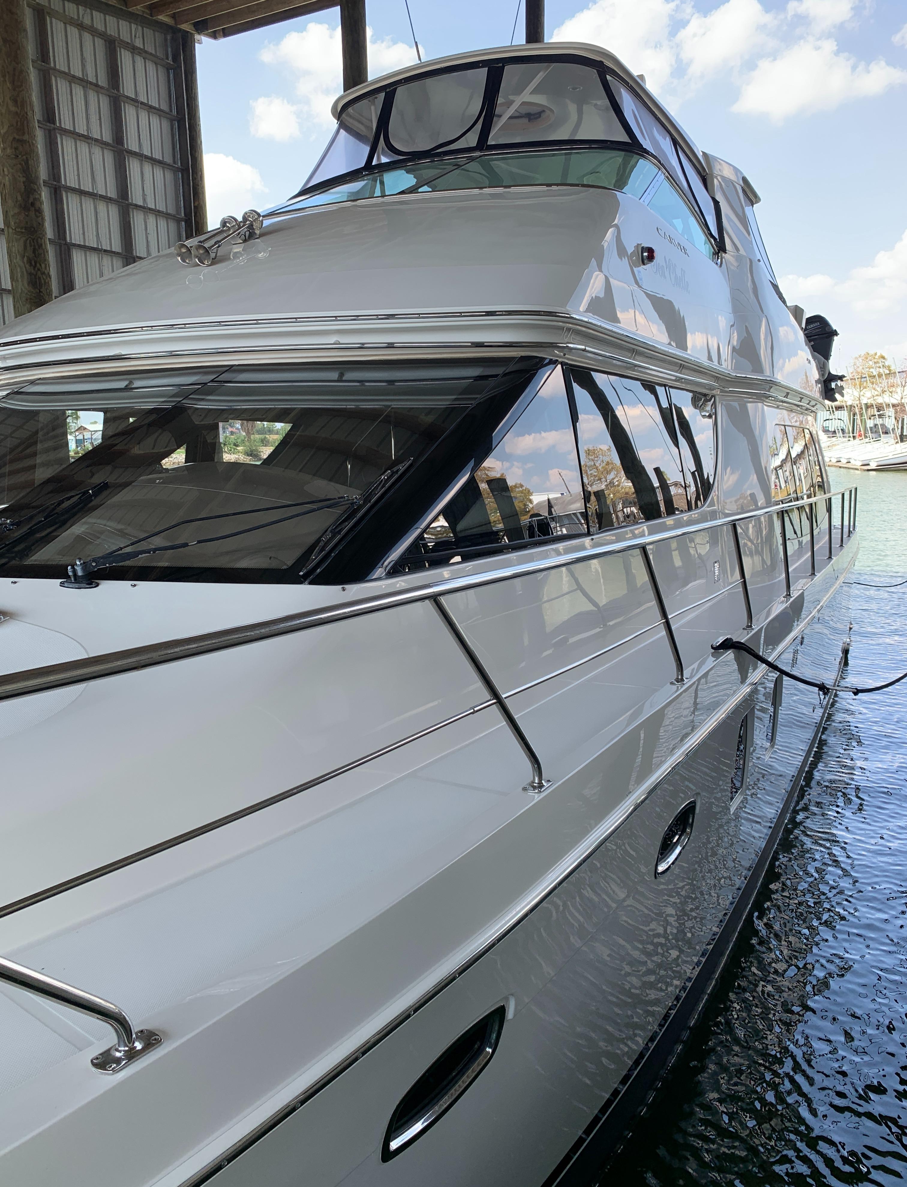 2007 Carver 56 Voyager Motor Yachts for sale - YachtWorld