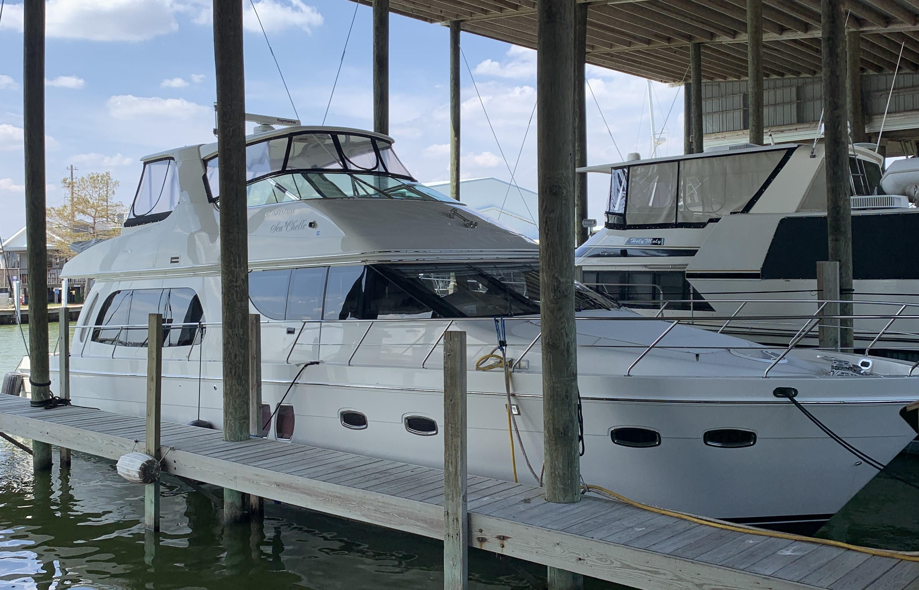 2007 Carver 56 Voyager Motor Yachts for sale - YachtWorld