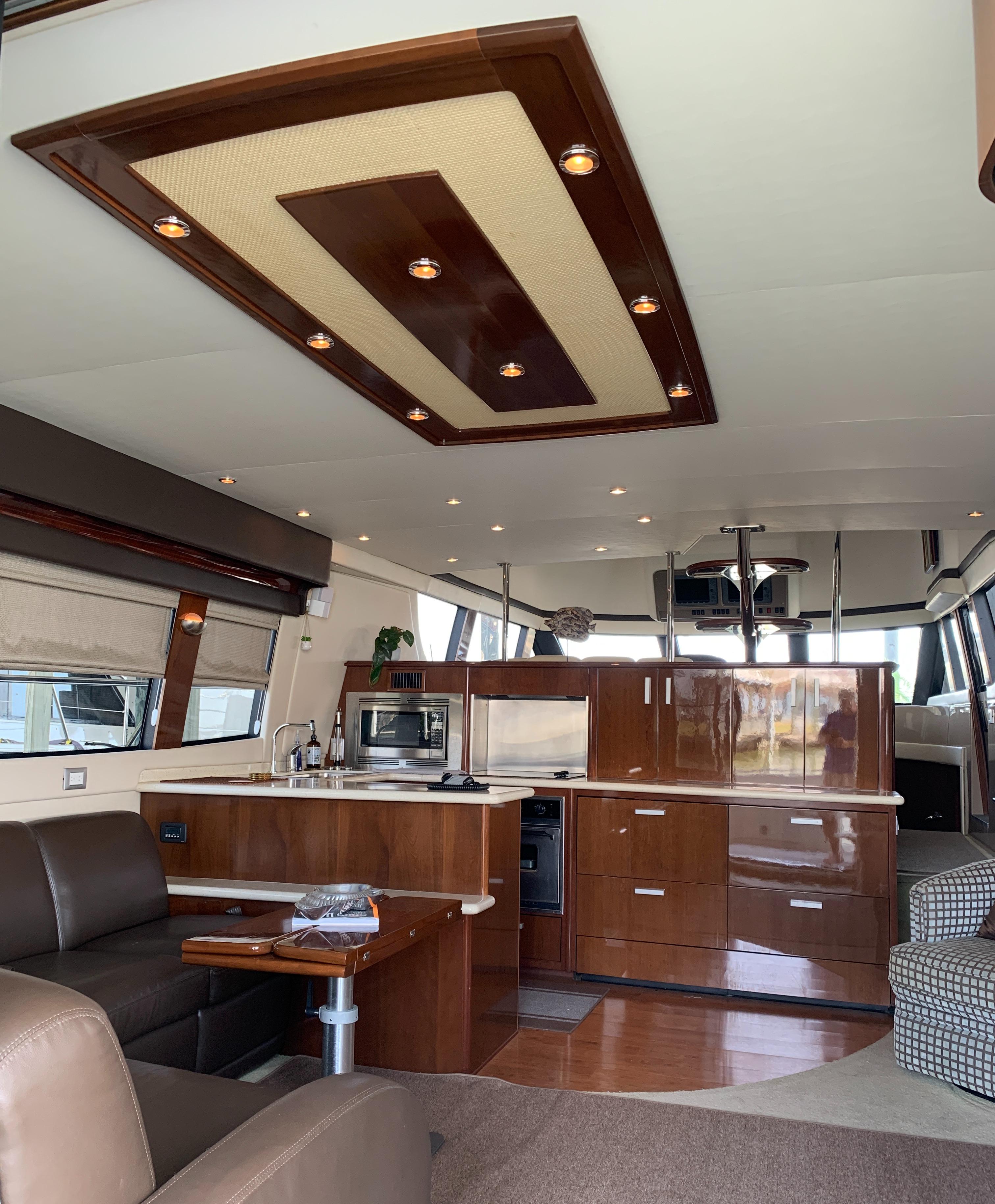 2007 Carver 56 Voyager Motor Yachts for sale - YachtWorld