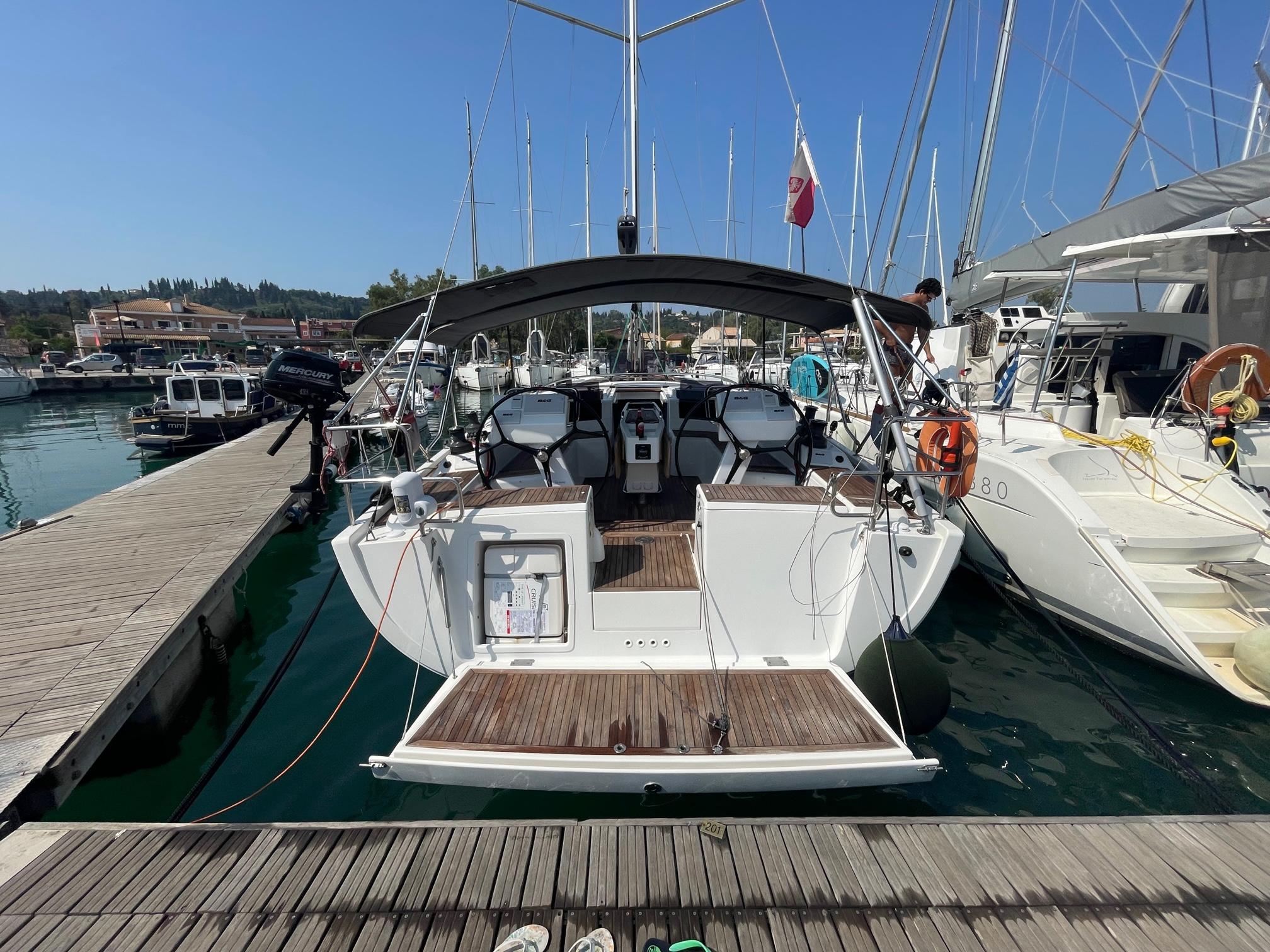 2017 Hanse 455 Cruiser for sale - YachtWorld