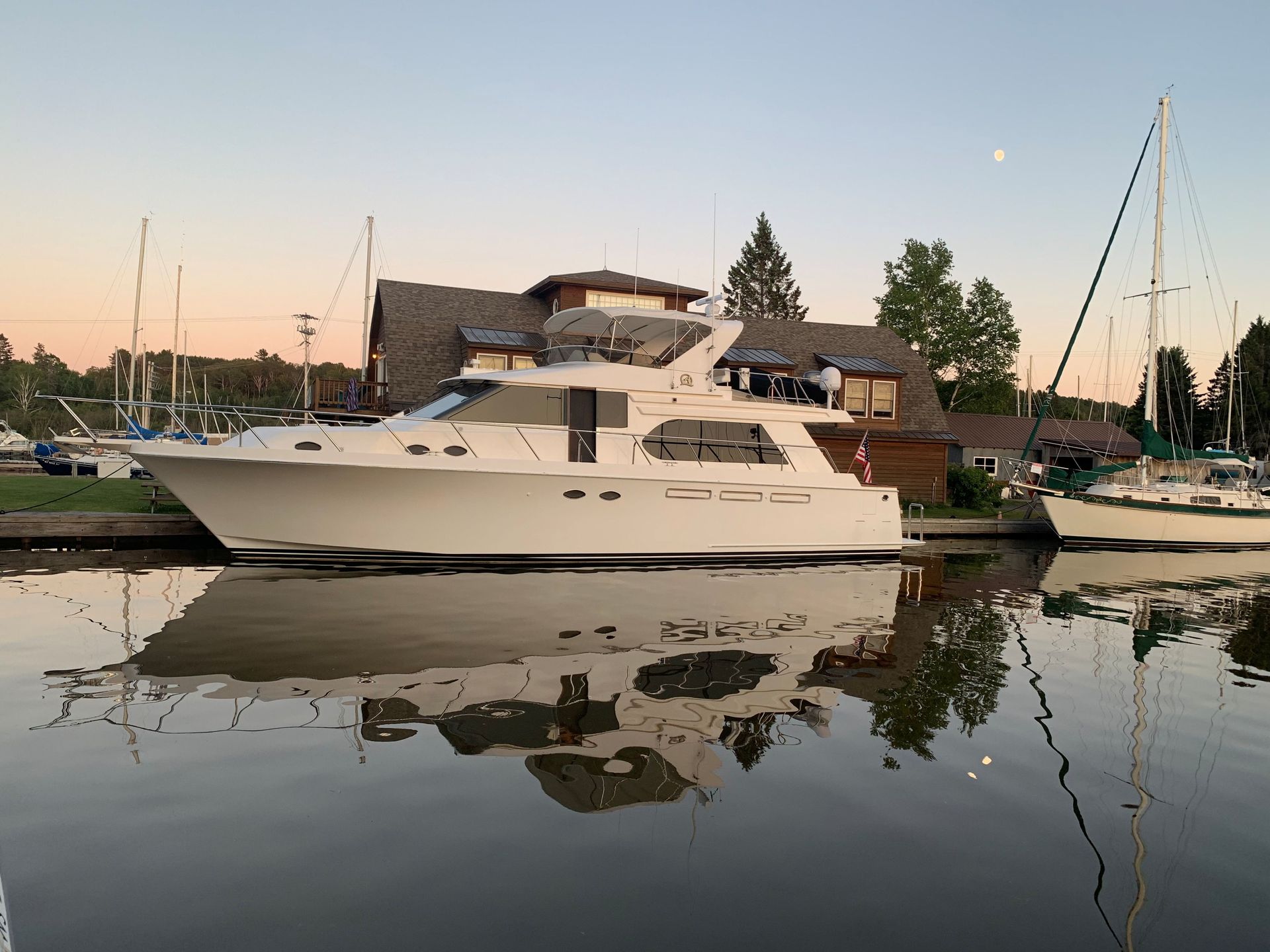 2003 Ocean Alexander 548/58 - Weber Yachts