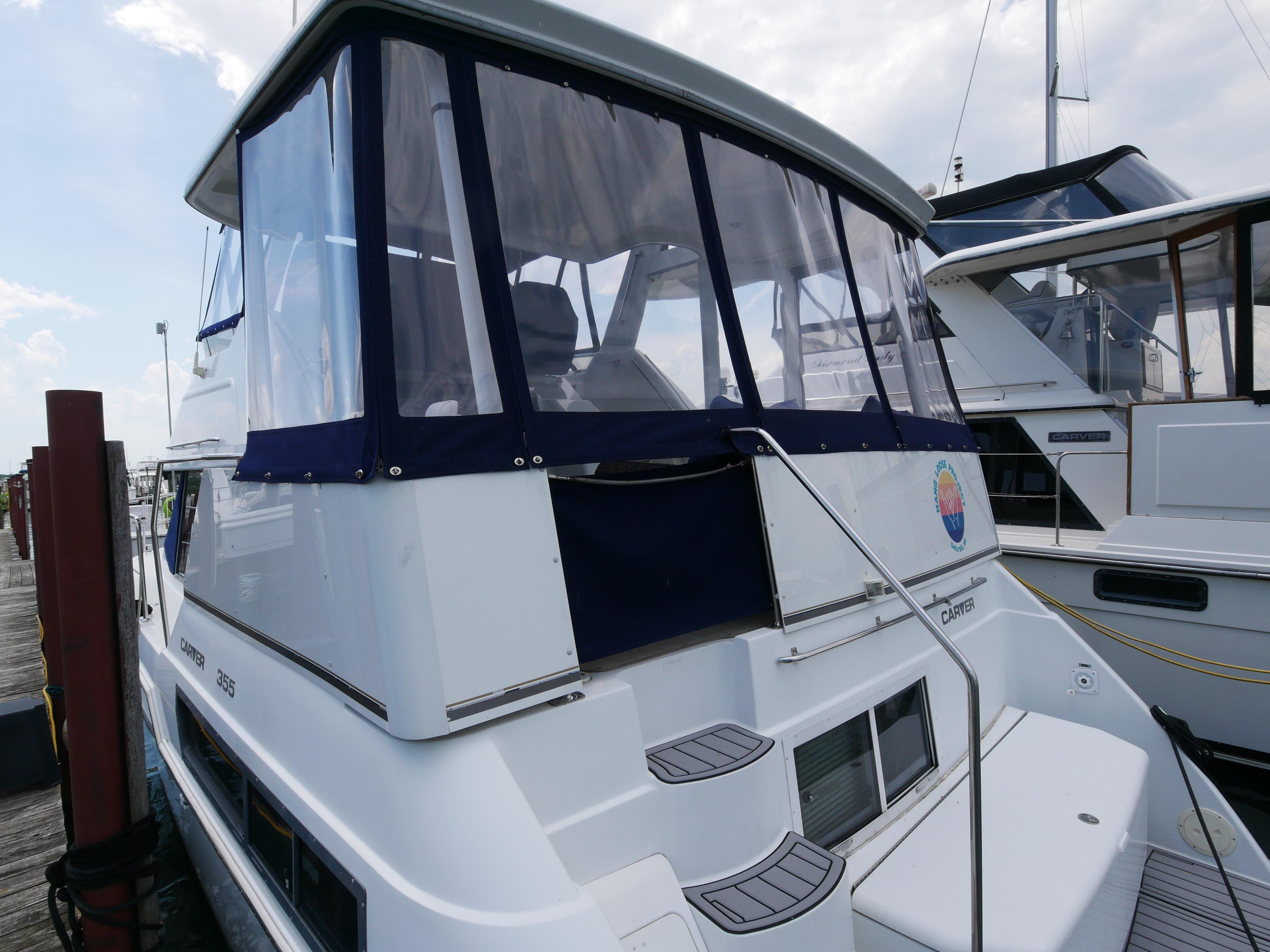 1996 Carver 355 Aft Cabin Cruiser for sale - YachtWorld