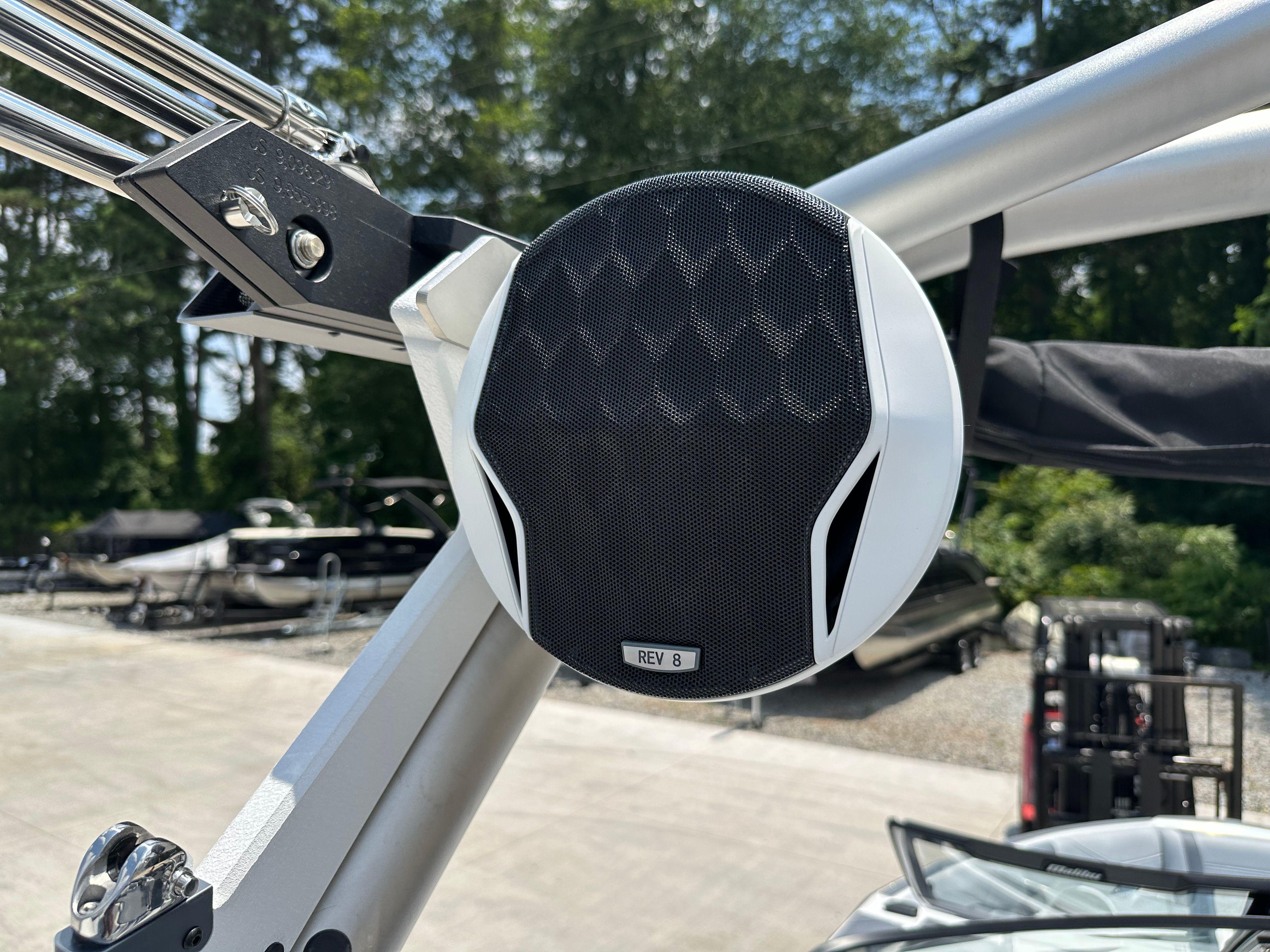 2024 Malibu Wakesetter 23 LSV Ski and Wakeboard for sale - YachtWorld