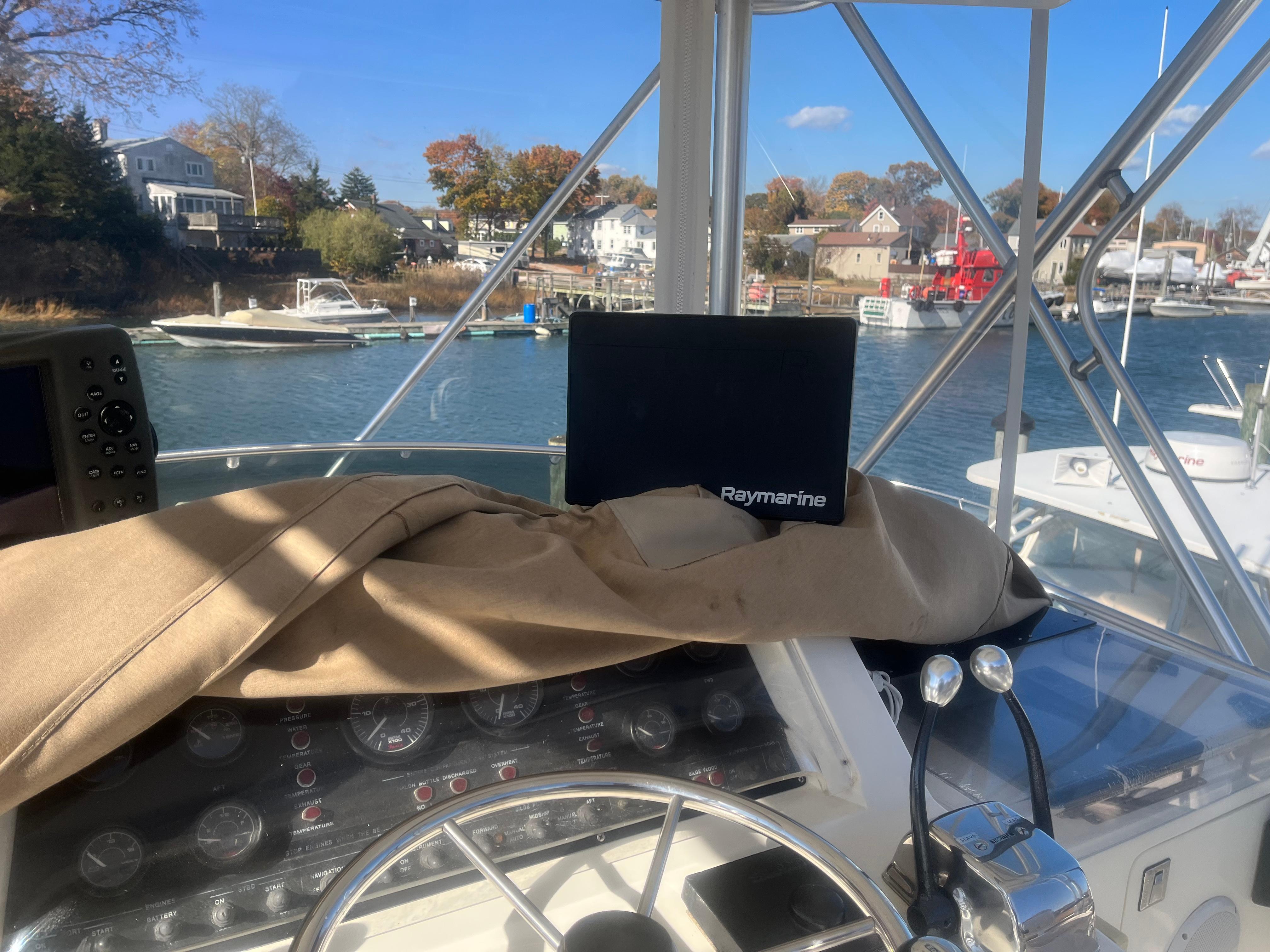 1993 Bertram 37 Convertible Convertible for sale - YachtWorld