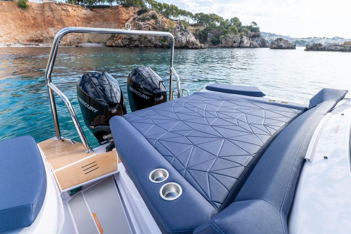 2026 Axopar 29 XC Cross Cabin Sports Cruiser for sale - YachtWorld