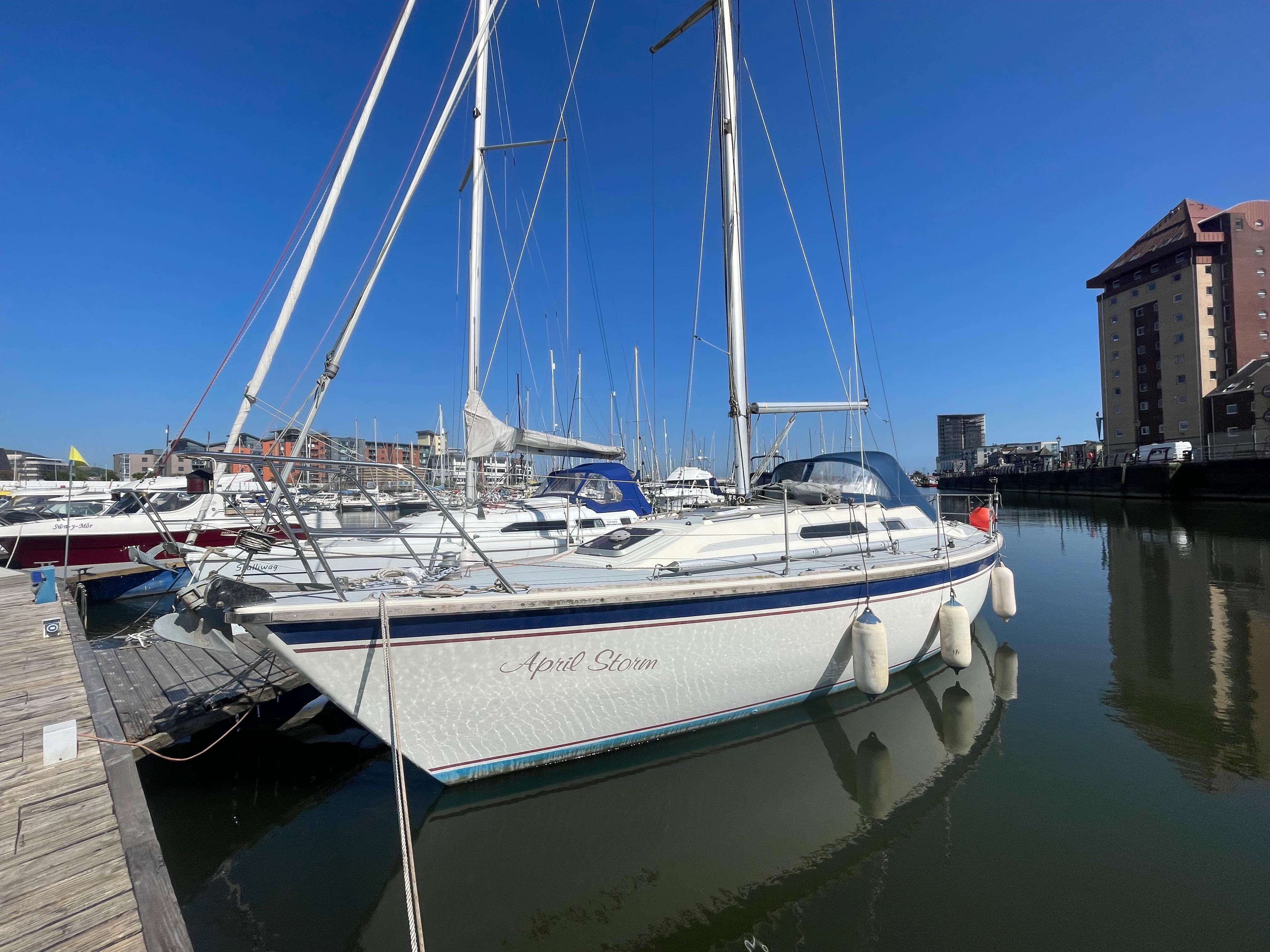 Westerly Storm 33 | 1990 | 10m - Swansea (Abertawe) | Boatshop24