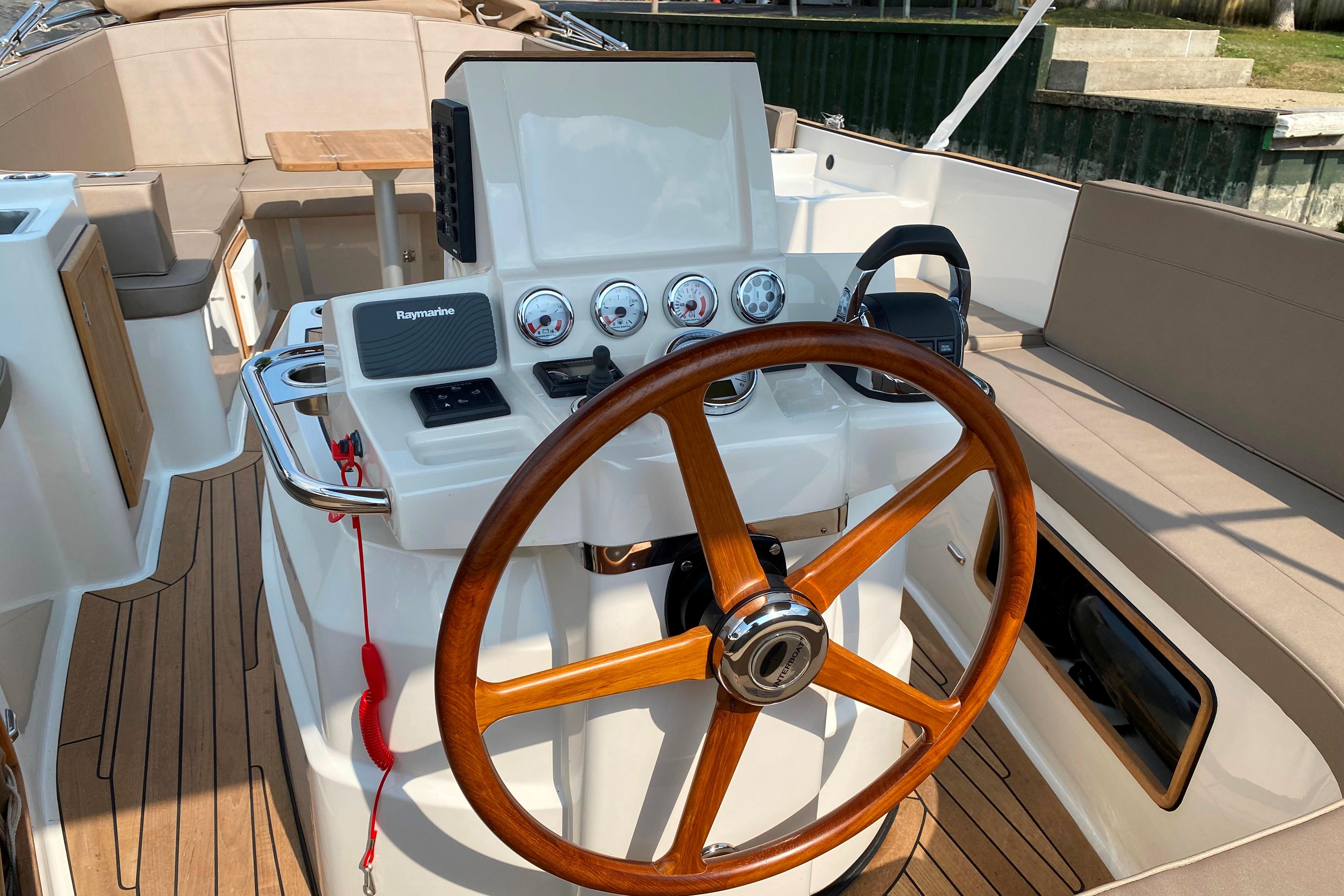 2017 Interboat Intender 820 Sloop for sale - YachtWorld