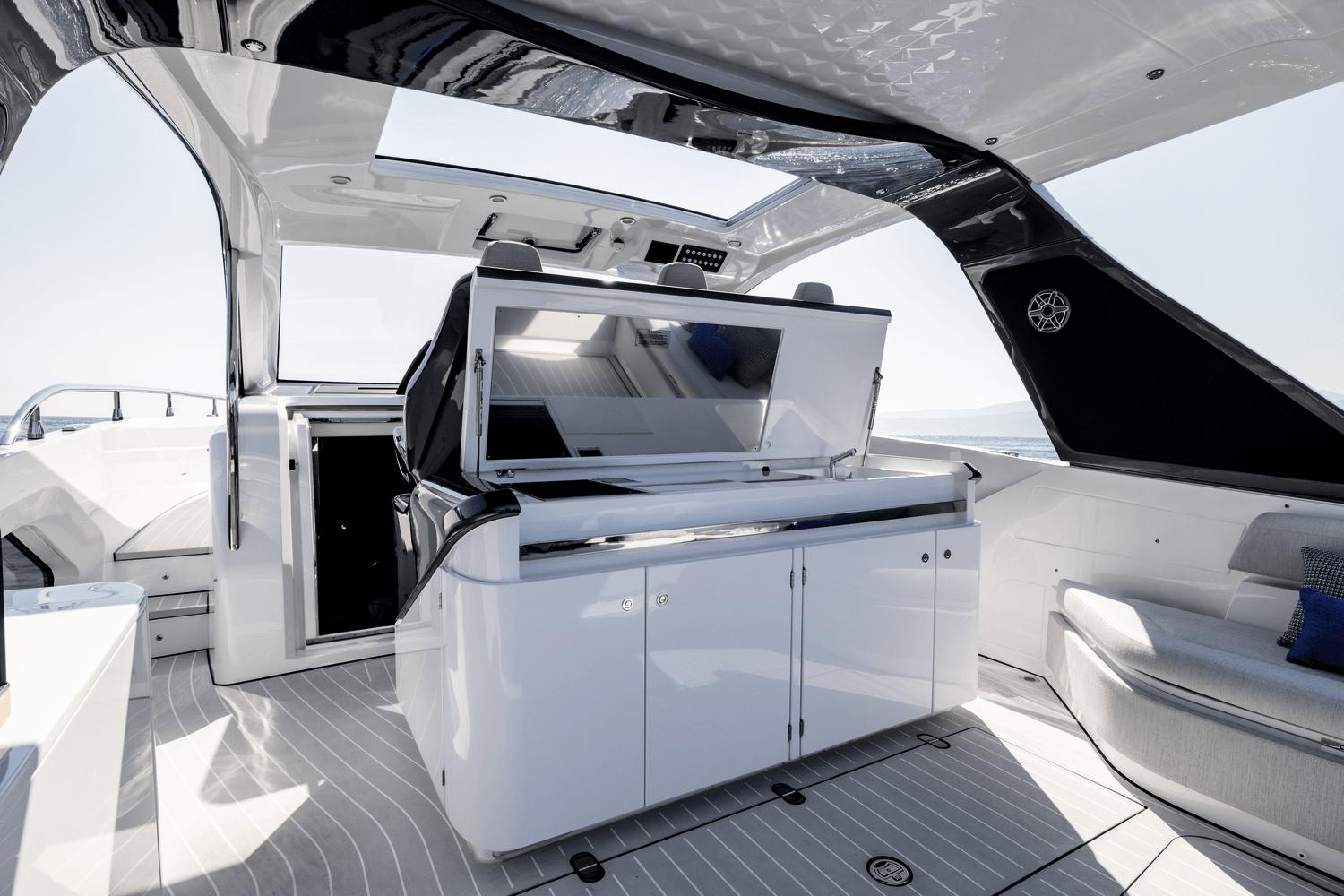 2024 Azimut Verve 42 Sports Cruiser for sale - YachtWorld