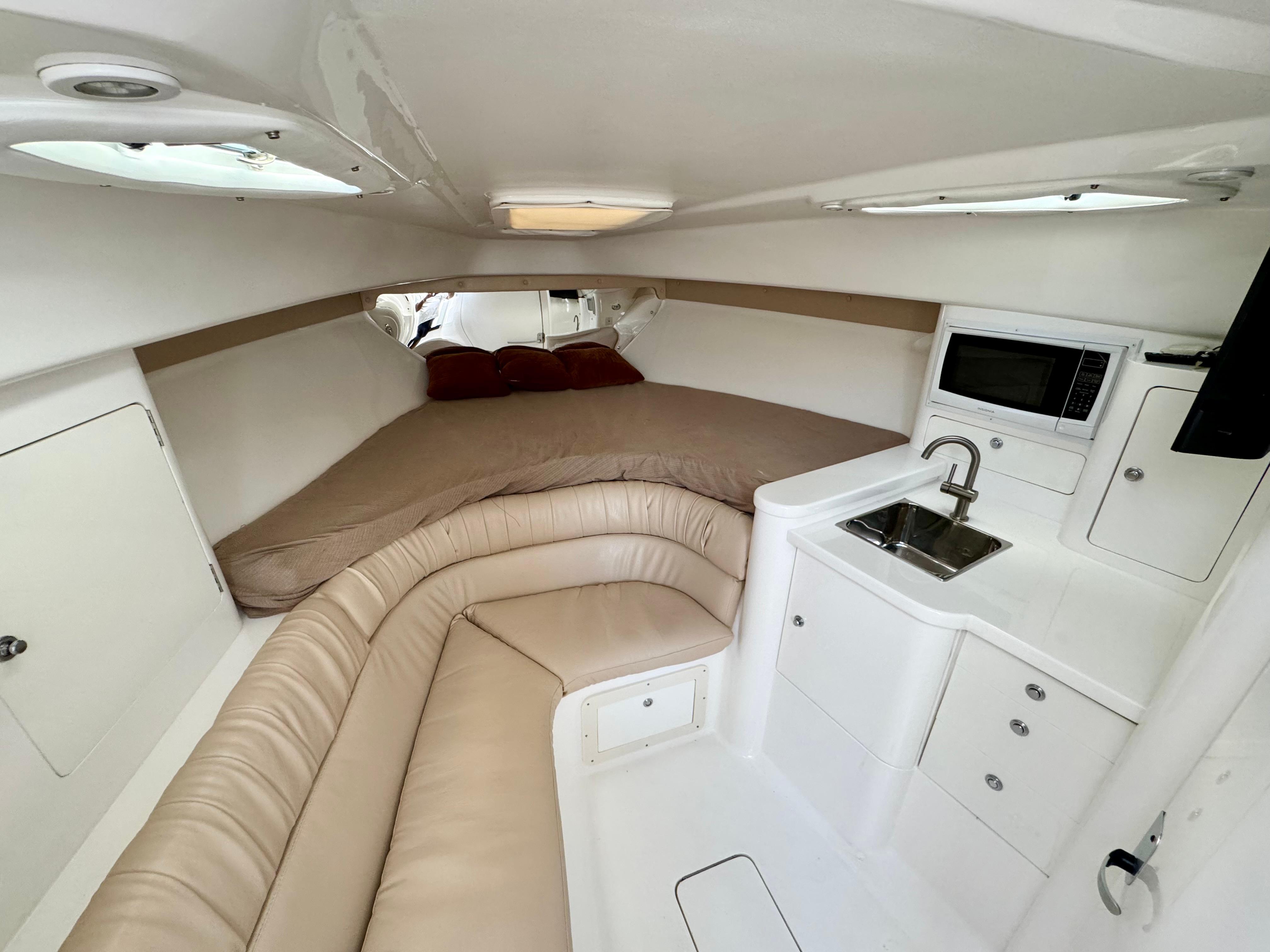 2007 Intrepid 350 Walkaround Walkaround for sale - YachtWorld