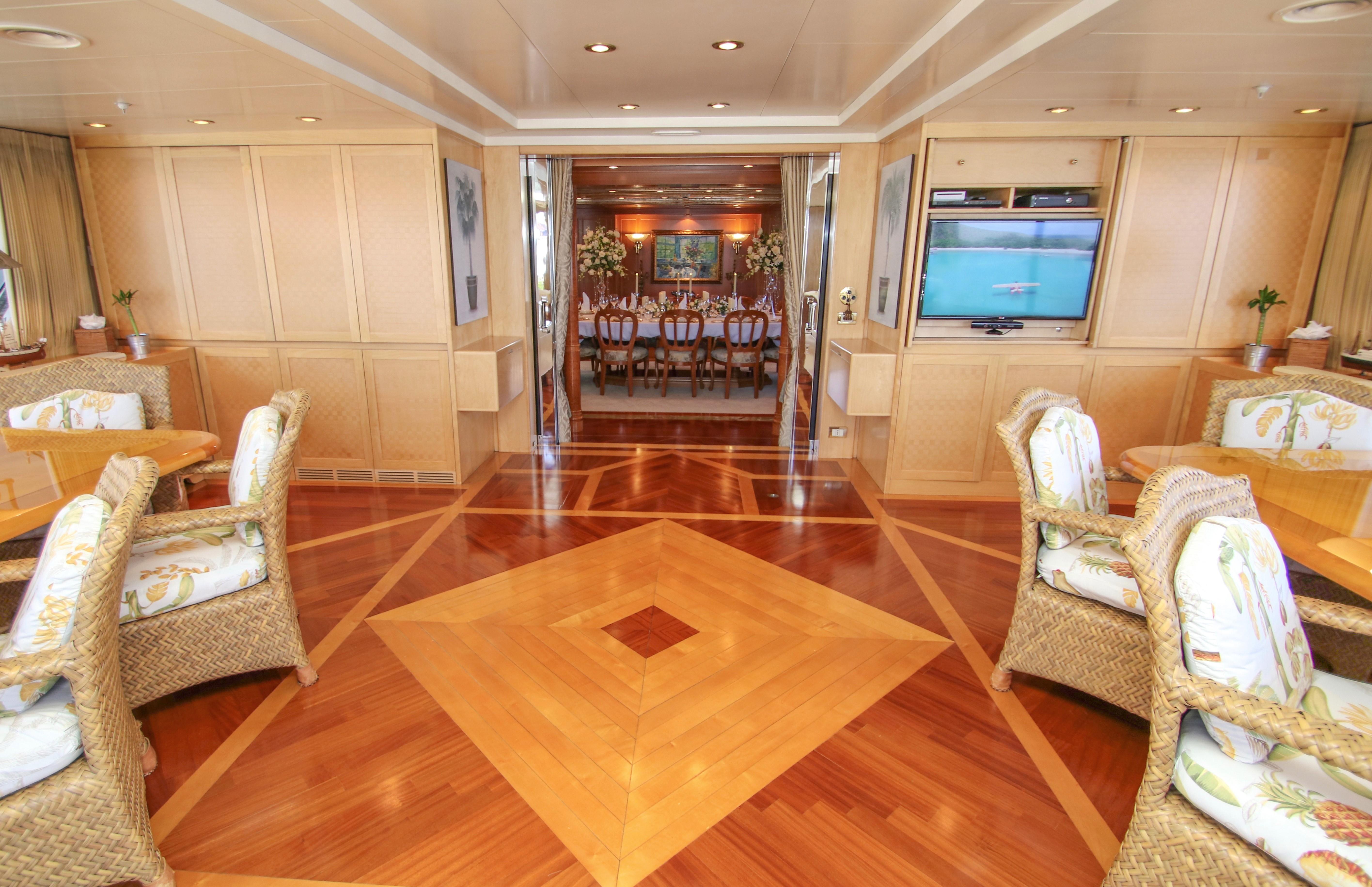 TE MANU Mega Yacht Codecasa for sale - YachtWorld