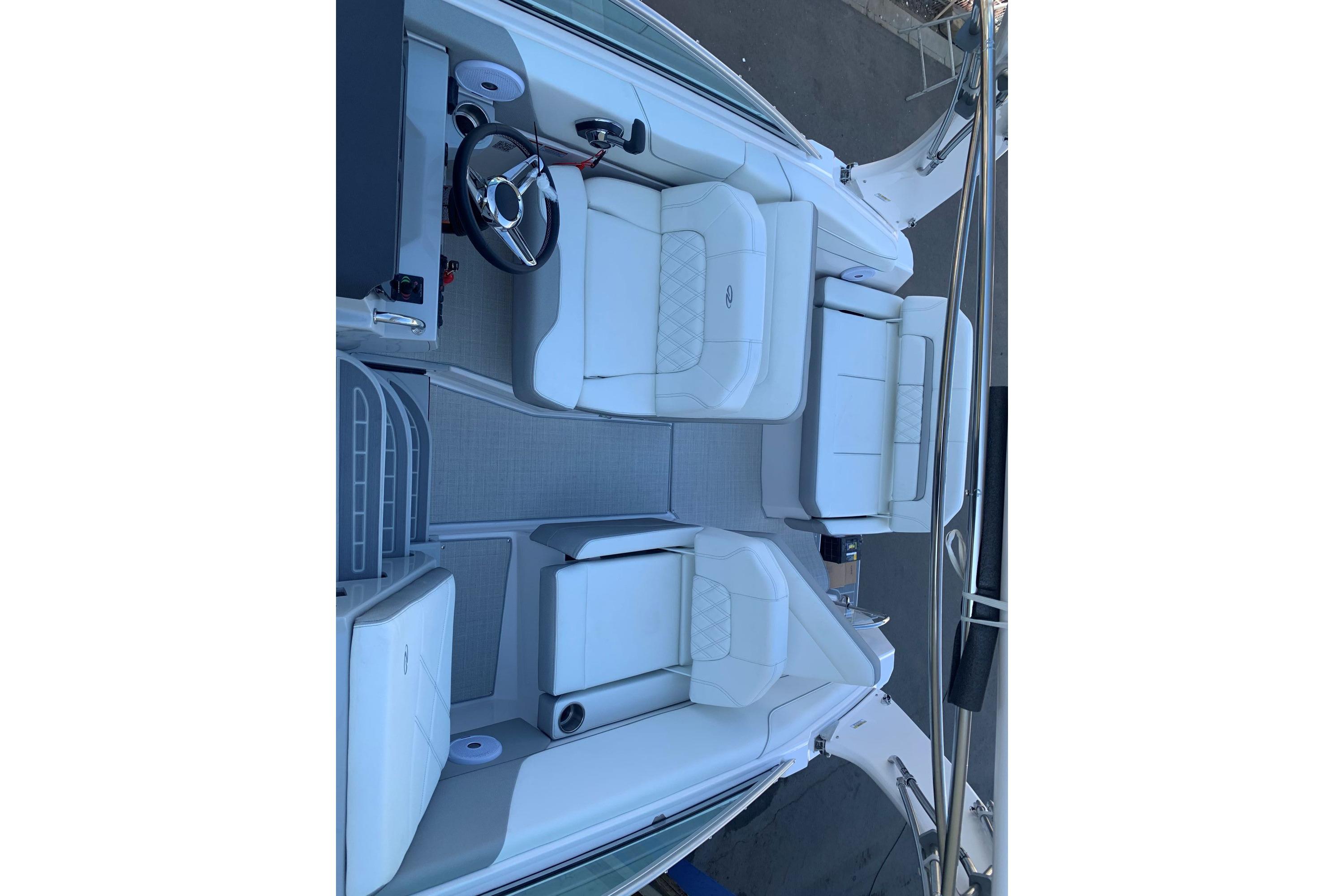 2021 Regal 26 Express Runabout for sale - YachtWorld