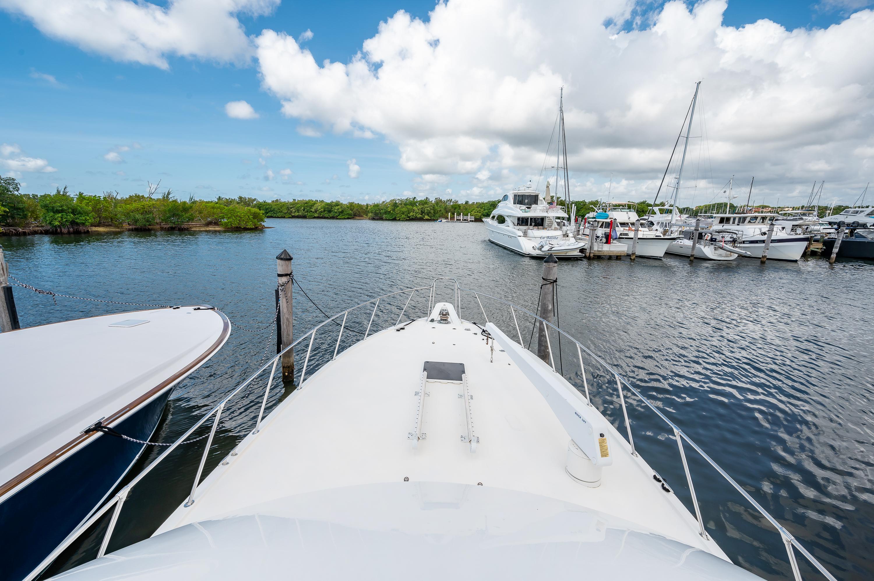 1992 Hatteras 50 Convertible Convertible for sale - YachtWorld