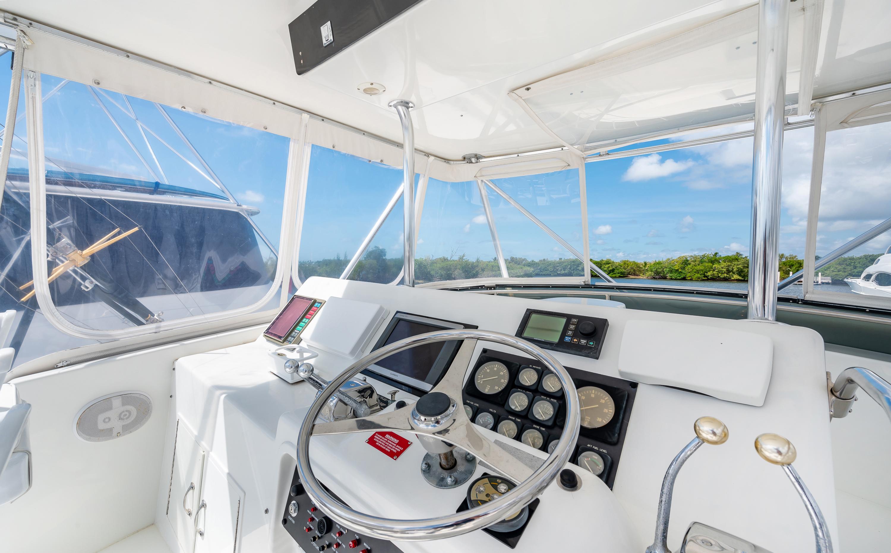 1992 Hatteras 50 Convertible Convertible for sale - YachtWorld