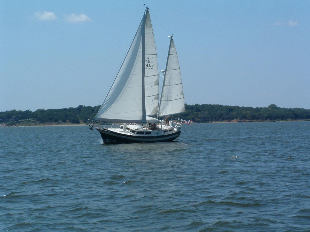 1981 Islander Freeport Ketch Ketch for sale - YachtWorld