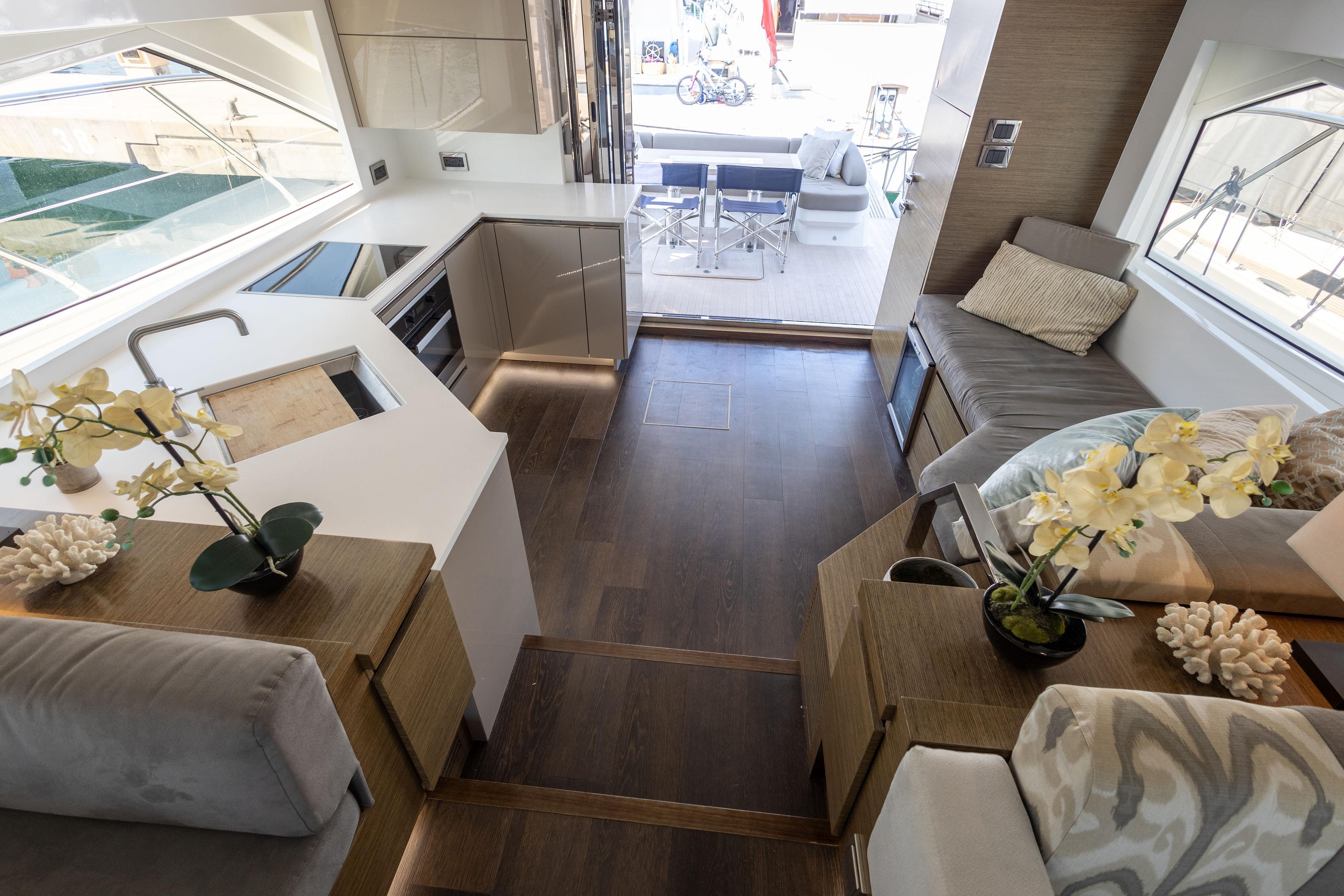 2017 Pearl 65 Motor Yachts for sale - YachtWorld